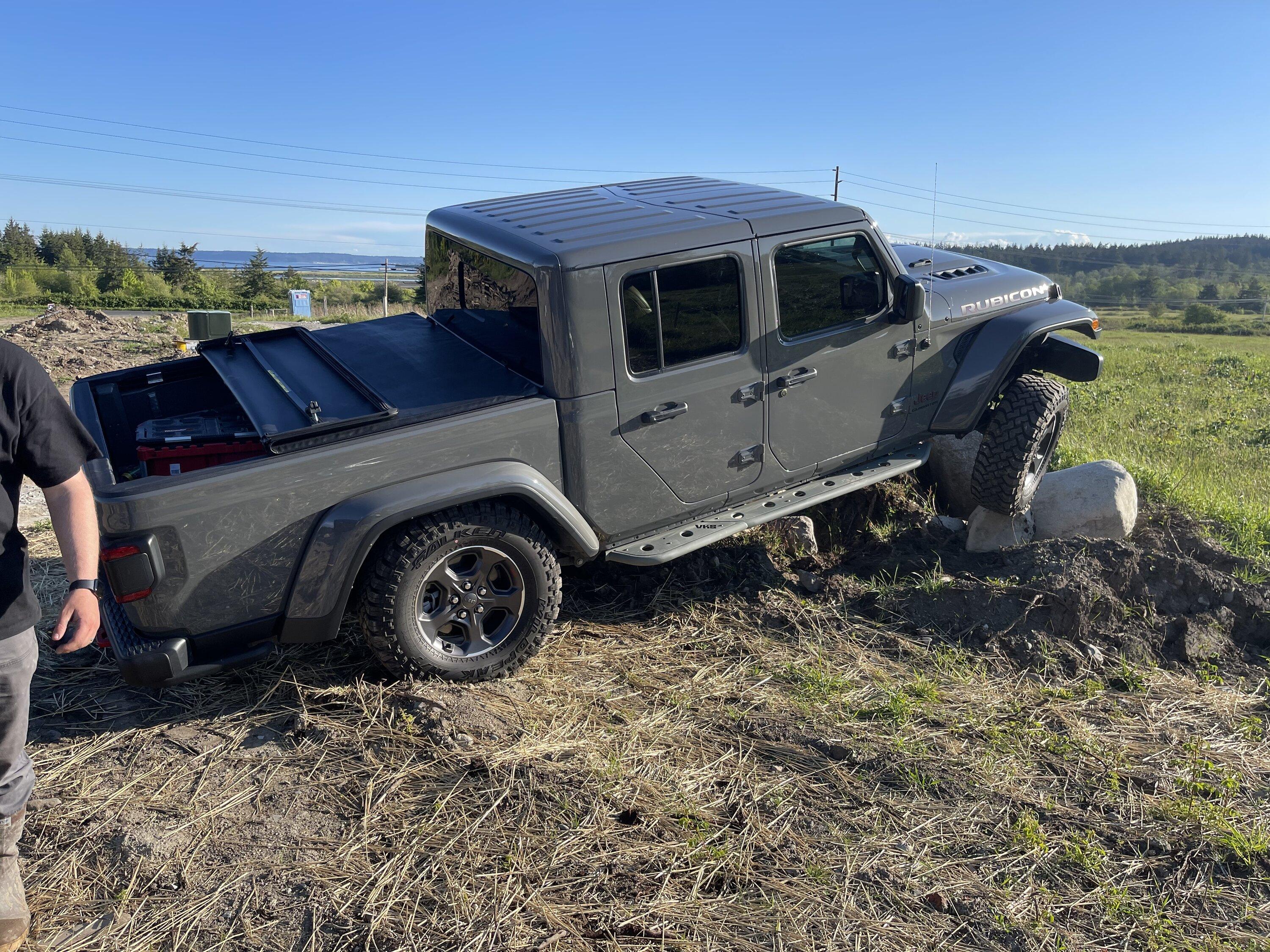 Calling owners of the following sliders: RockHard 4x4, RockyRoad, Ace ...
