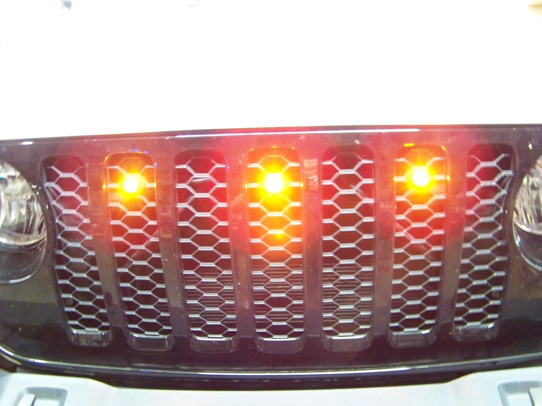 Quadratec Pre-Runner LED Grille lights | Jeep Gladiator (JT) News ...