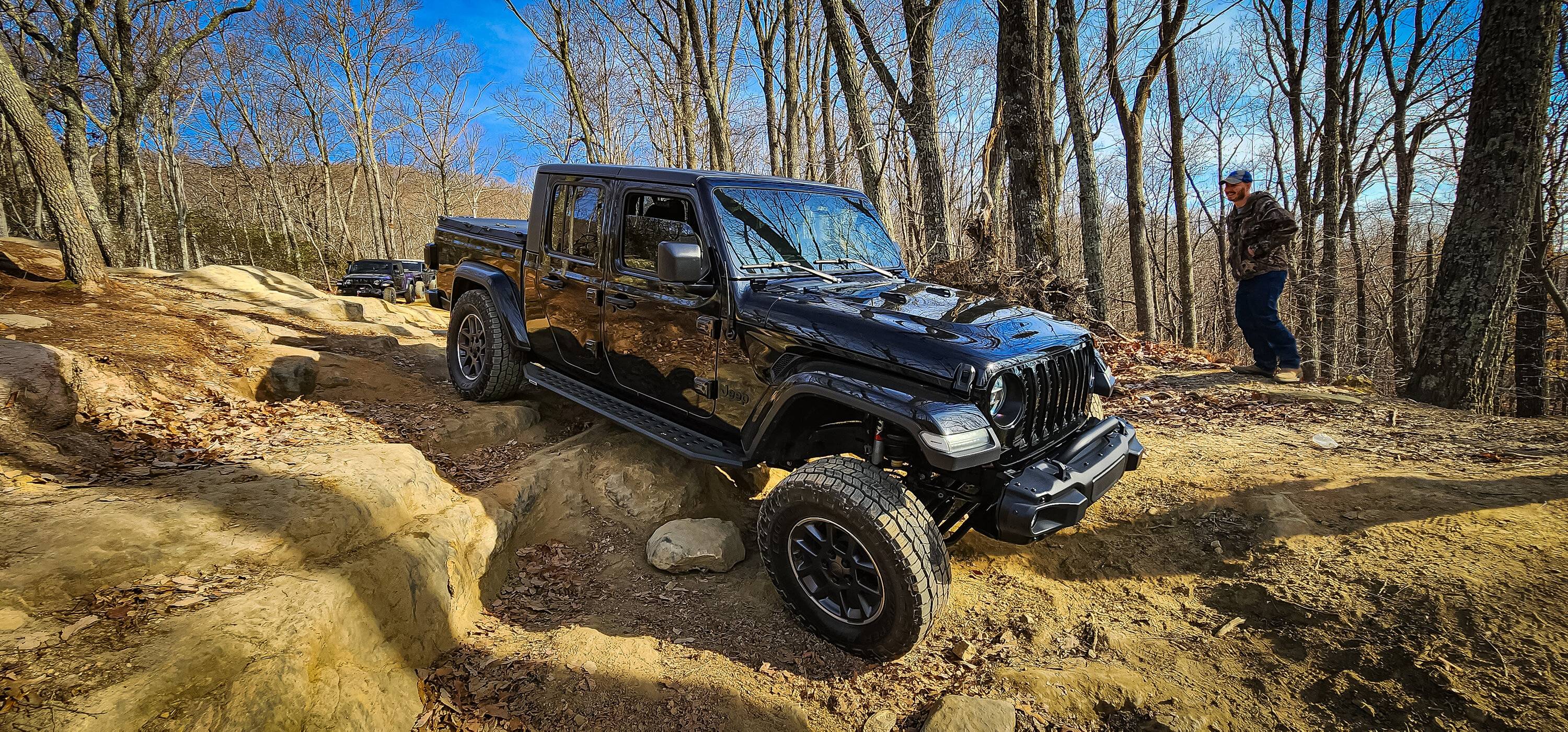 Bronco Raptor step on a JT? | Jeep Gladiator (JT) News, Forum ...