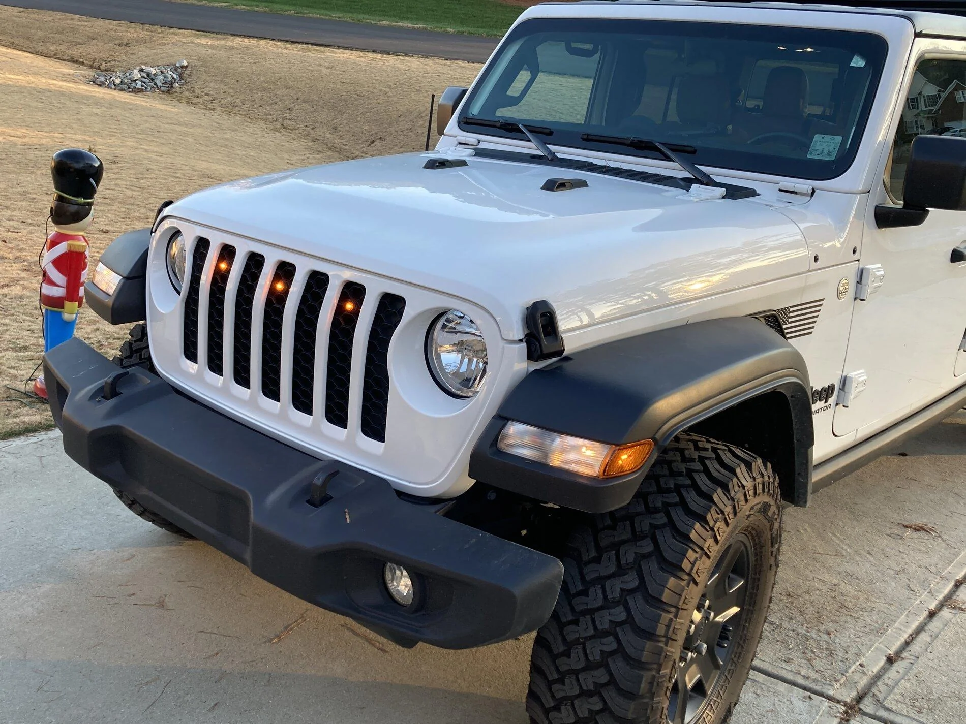 Anyone install Quadratec pre-runner lighting? | Jeep Gladiator (JT ...