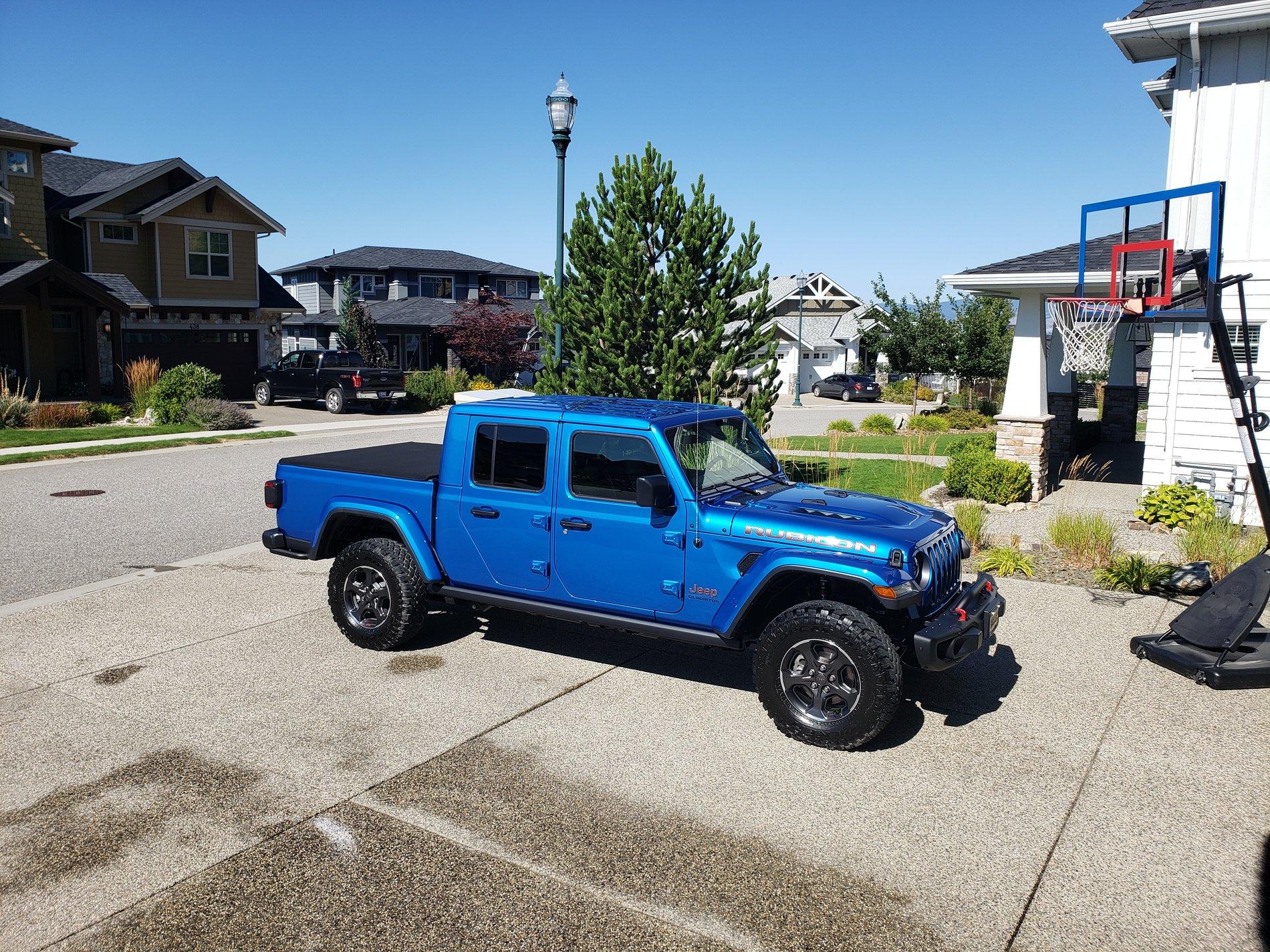 HYDRO BLUE PEARL Gladiator JT Club | Page 92 | Jeep Gladiator (JT) News ...