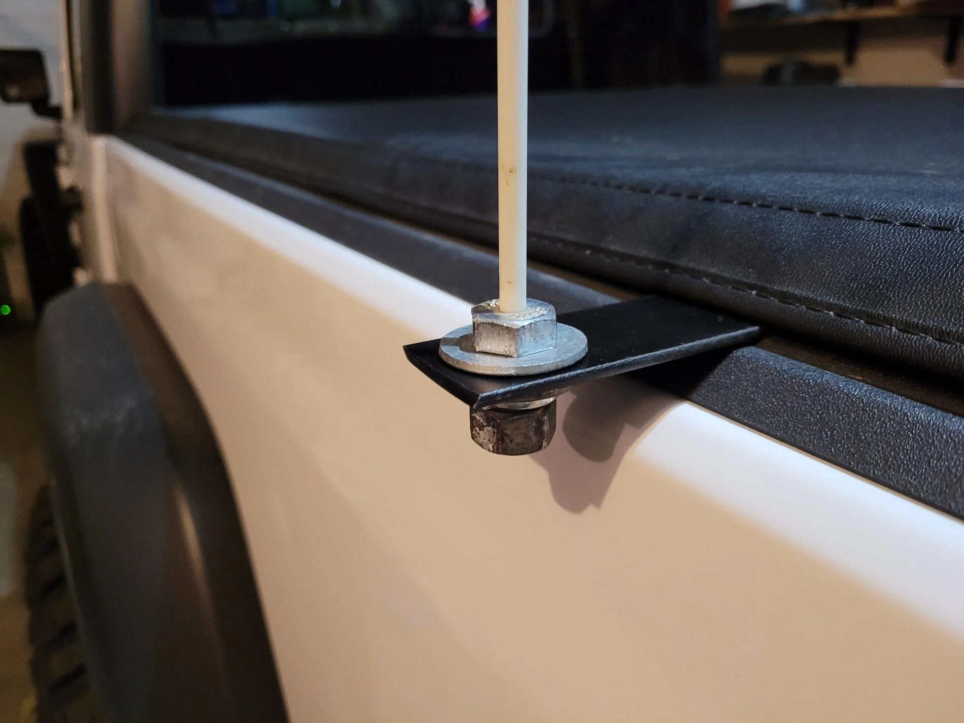 Dunes Safety Flag/Whip mount points? | Page 2 | Jeep Gladiator (JT ...