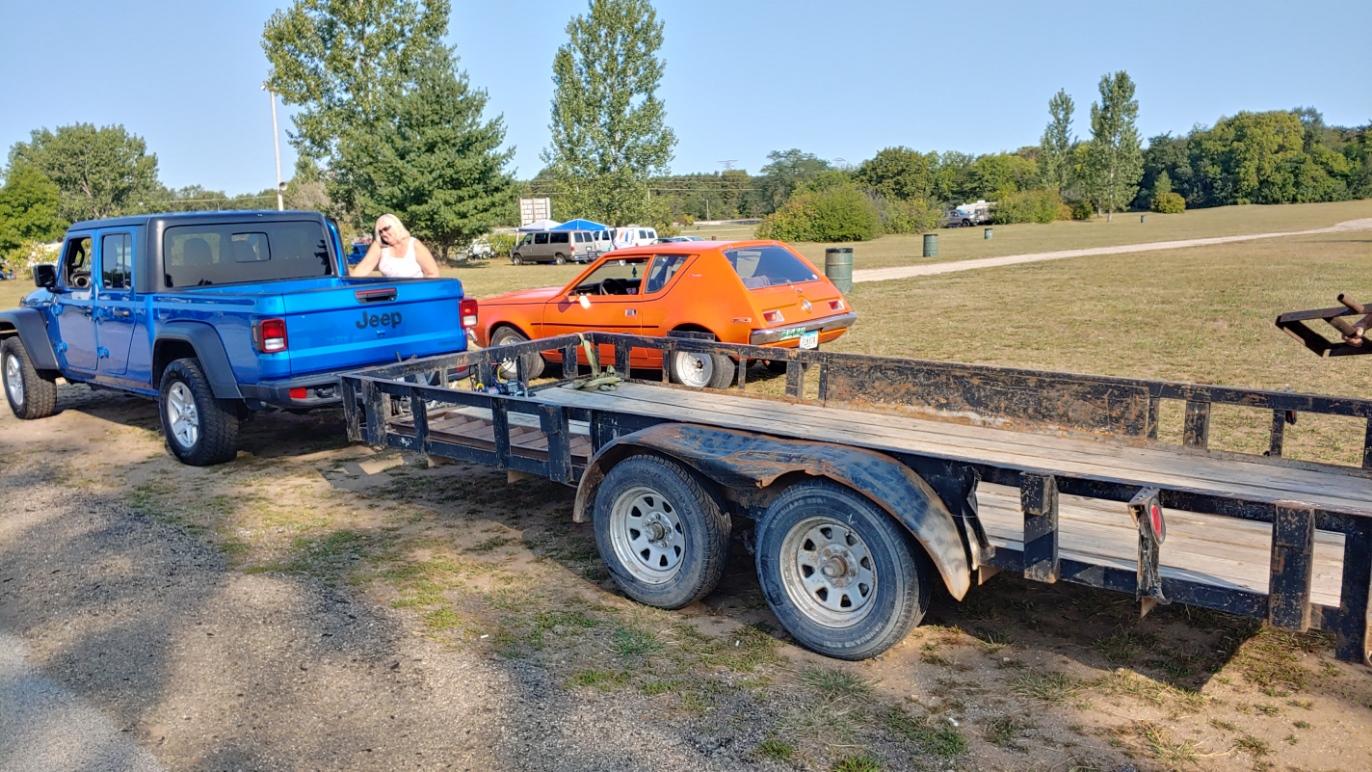 First REAL towing with the Gladiator Overland -- 4900 pounds tow load ...
