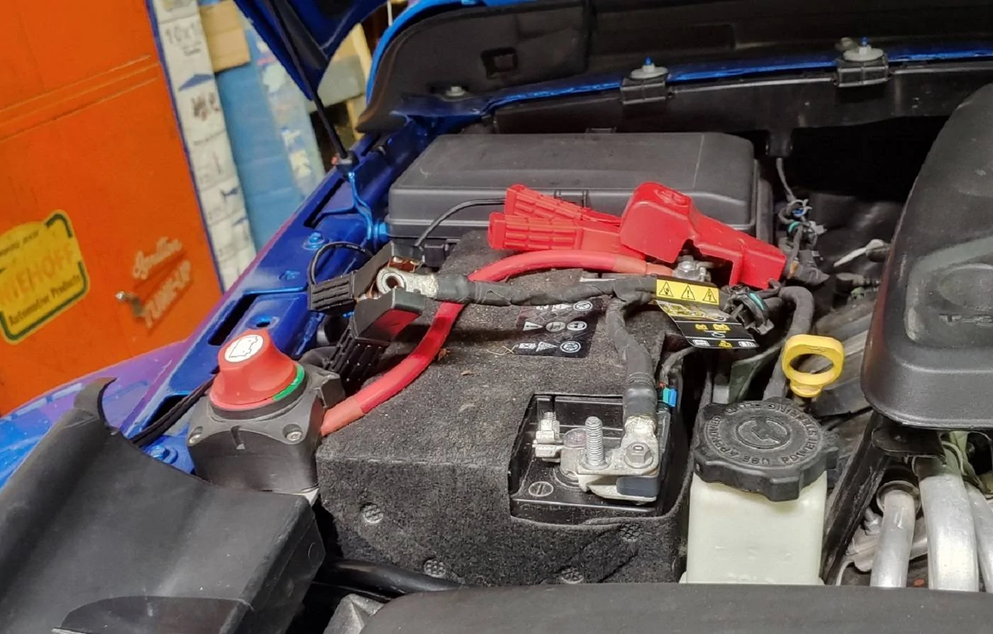 DIY How-to: Take the Aux Battery Offline | Page 4 | Jeep Gladiator (JT ...