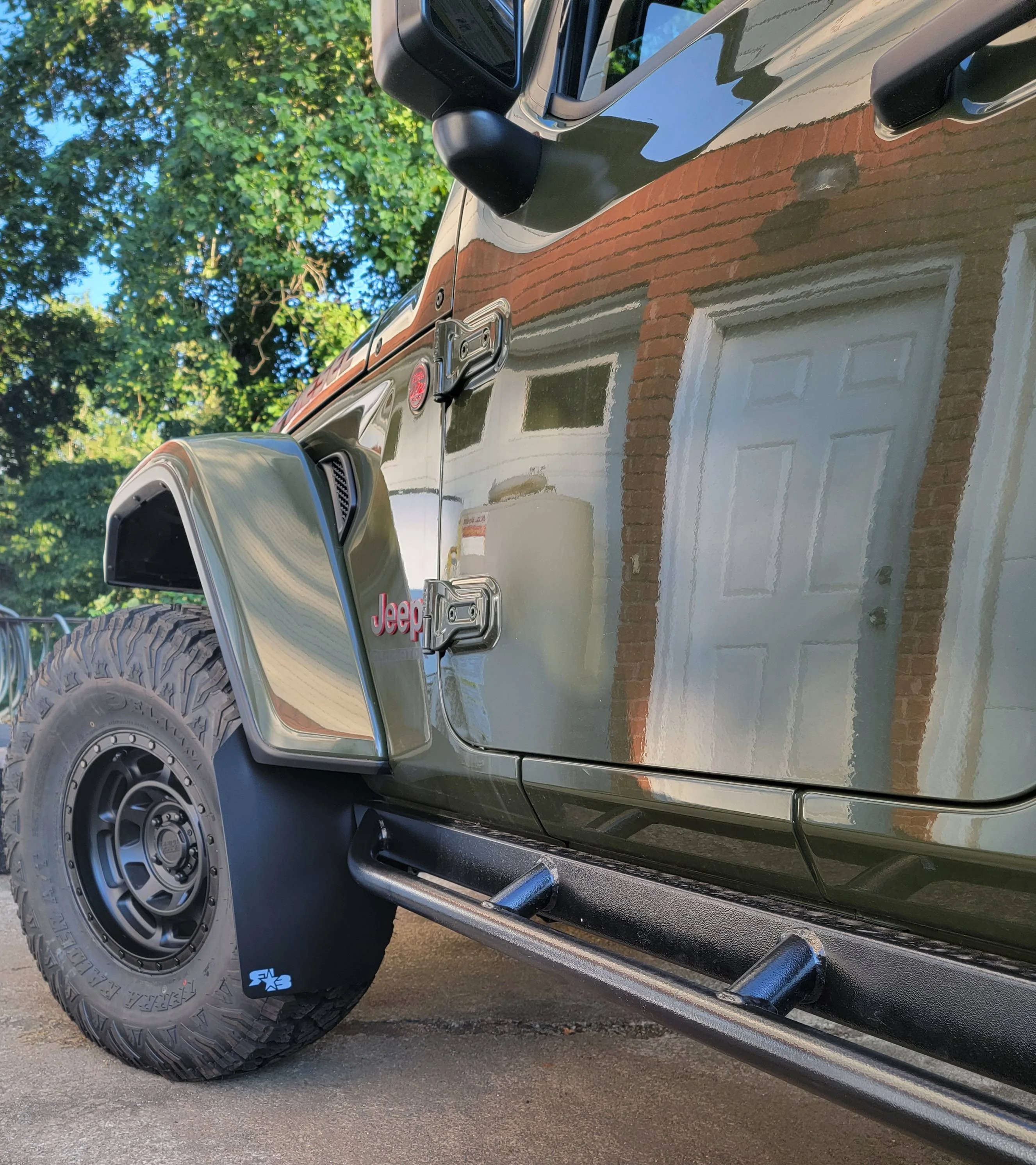 Curved Running Boards/Nerf Bars | Jeep Gladiator (JT) News, Forum ...