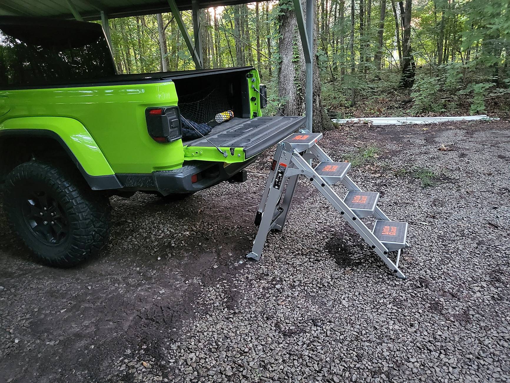 Truck bed entry for fat old guy with lifted gladiator | Jeep Gladiator ...