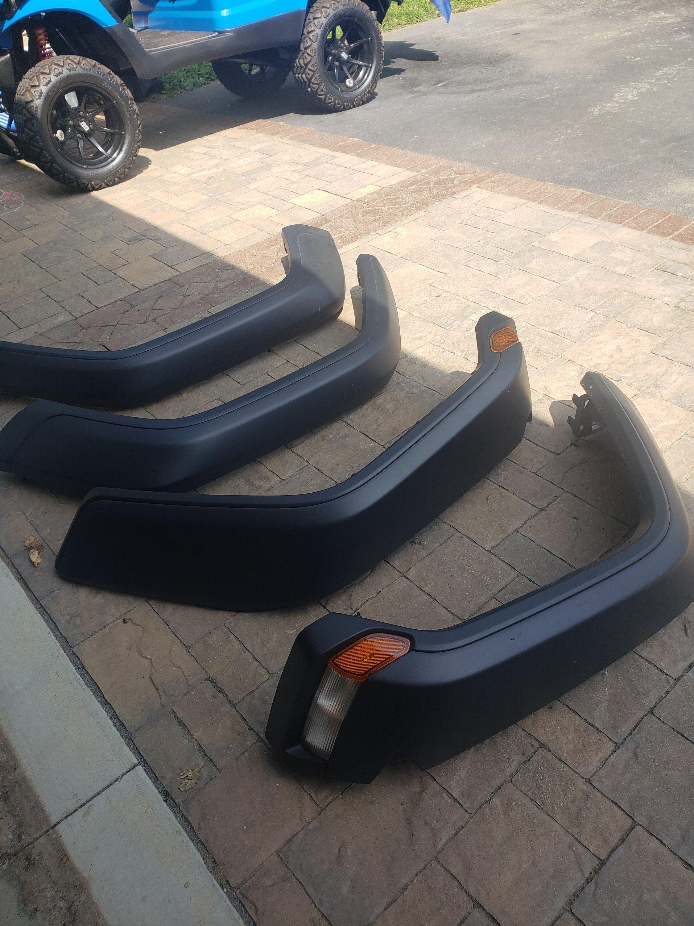 Pennsylvania - 2022 Rubicon Fender Flares (Black) with halogens | Jeep ...