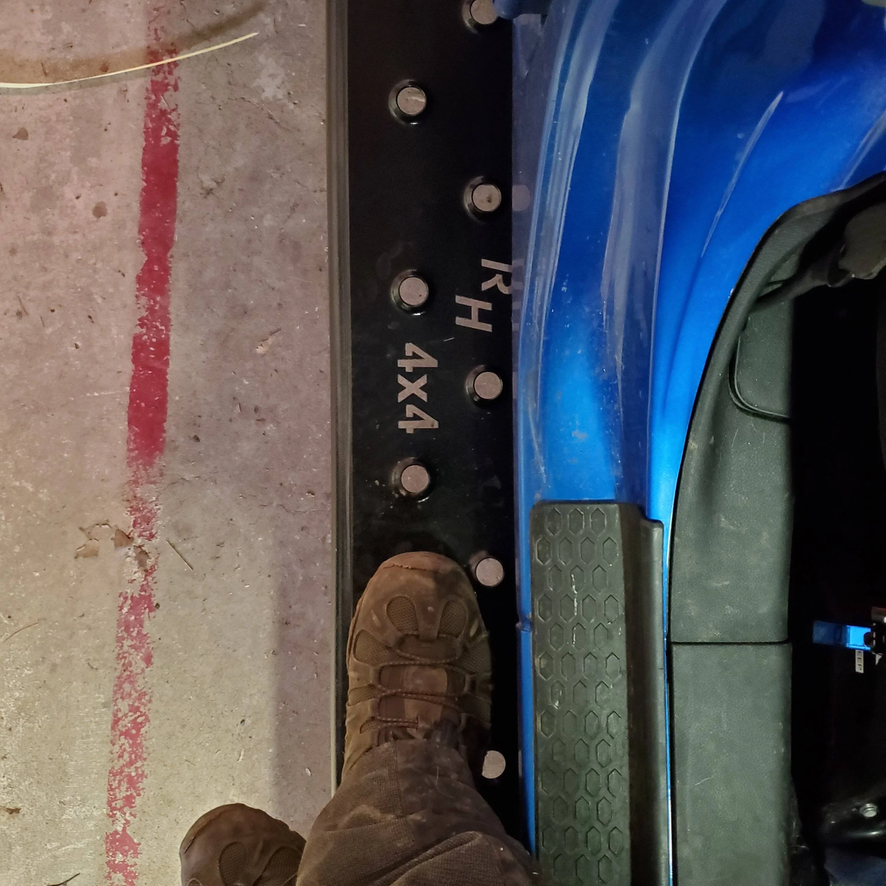 Calling owners of the following sliders: RockHard 4x4, RockyRoad, Ace ...