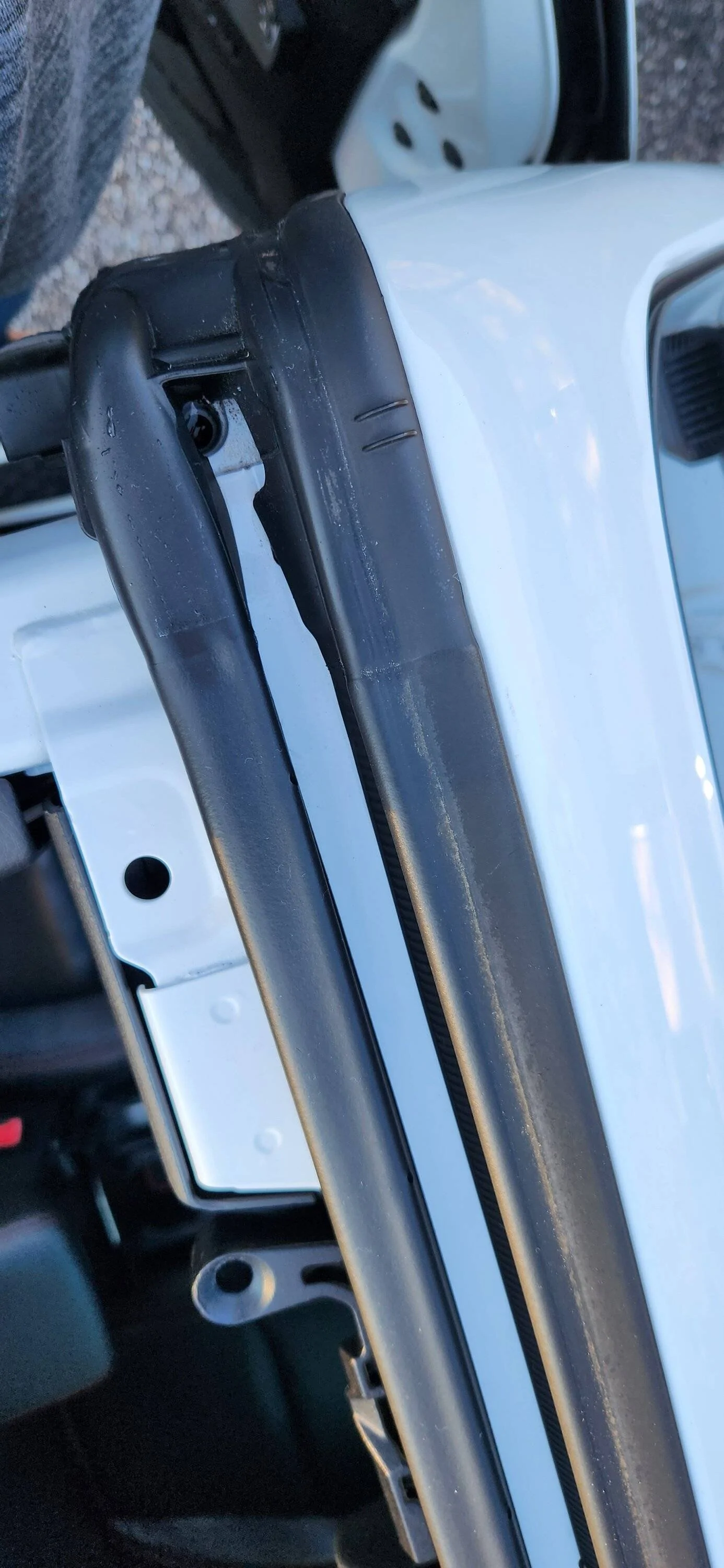 Found Water Issue - Freedom Top Windshield Drain Tube! | Jeep Gladiator ...