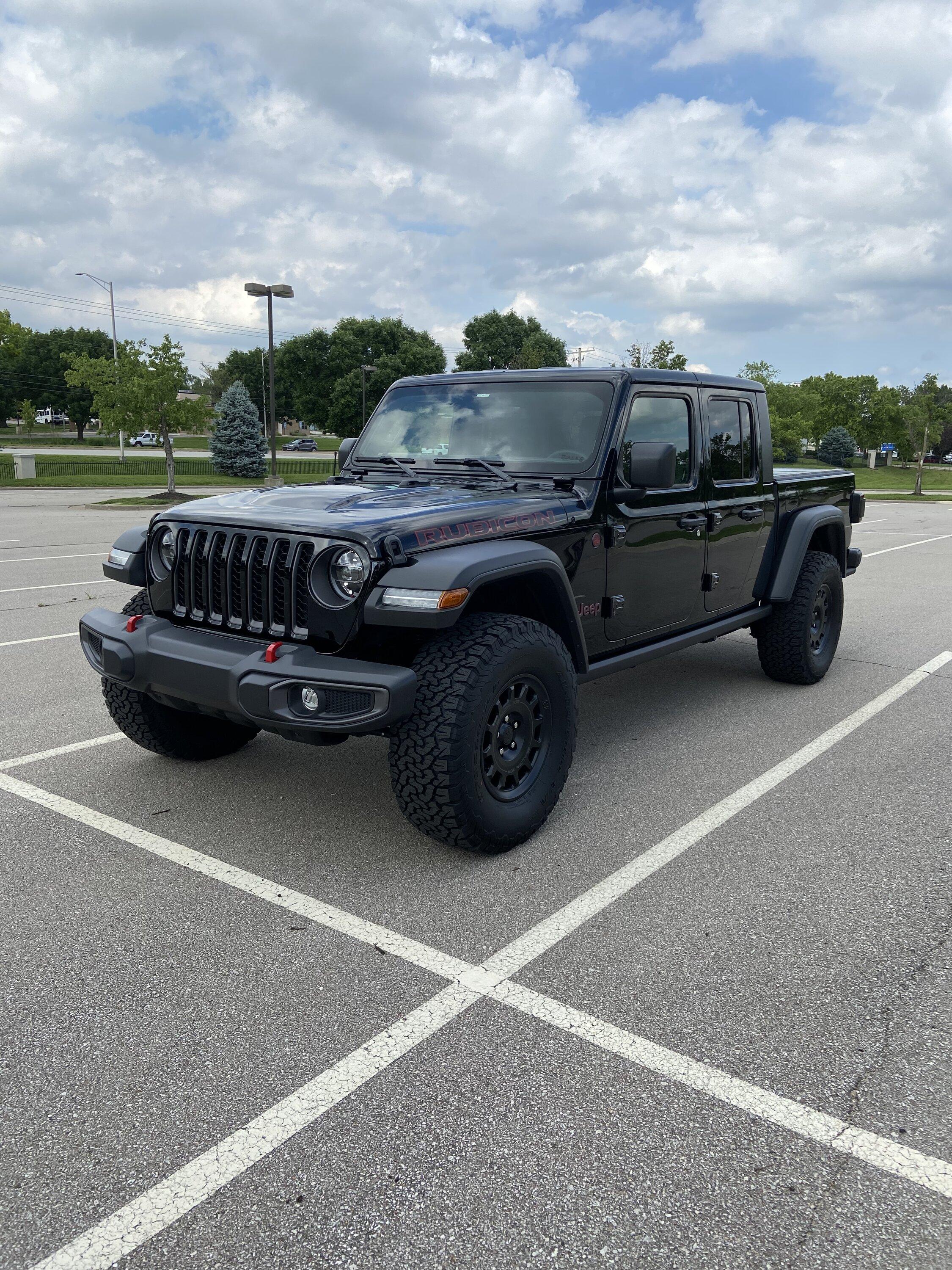 AEV Salta XR or Borah wheel clearance | Jeep Gladiator (JT) News, Forum ...