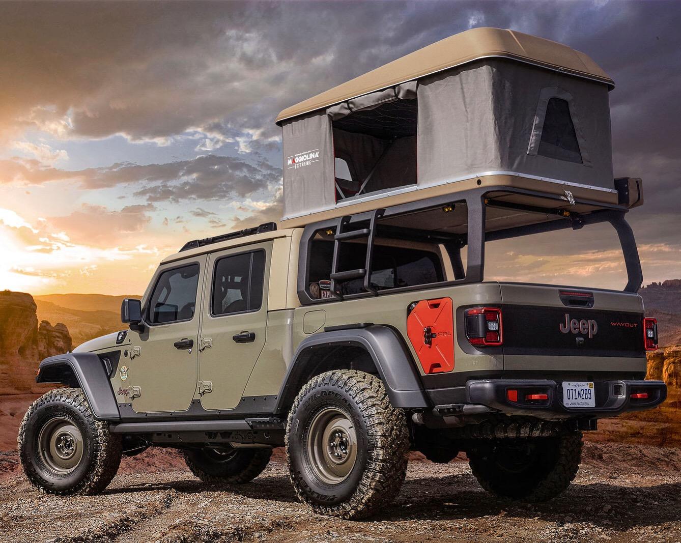 Design Manager insight on Jeep Wayout Concept. 37" spare tire fits ...