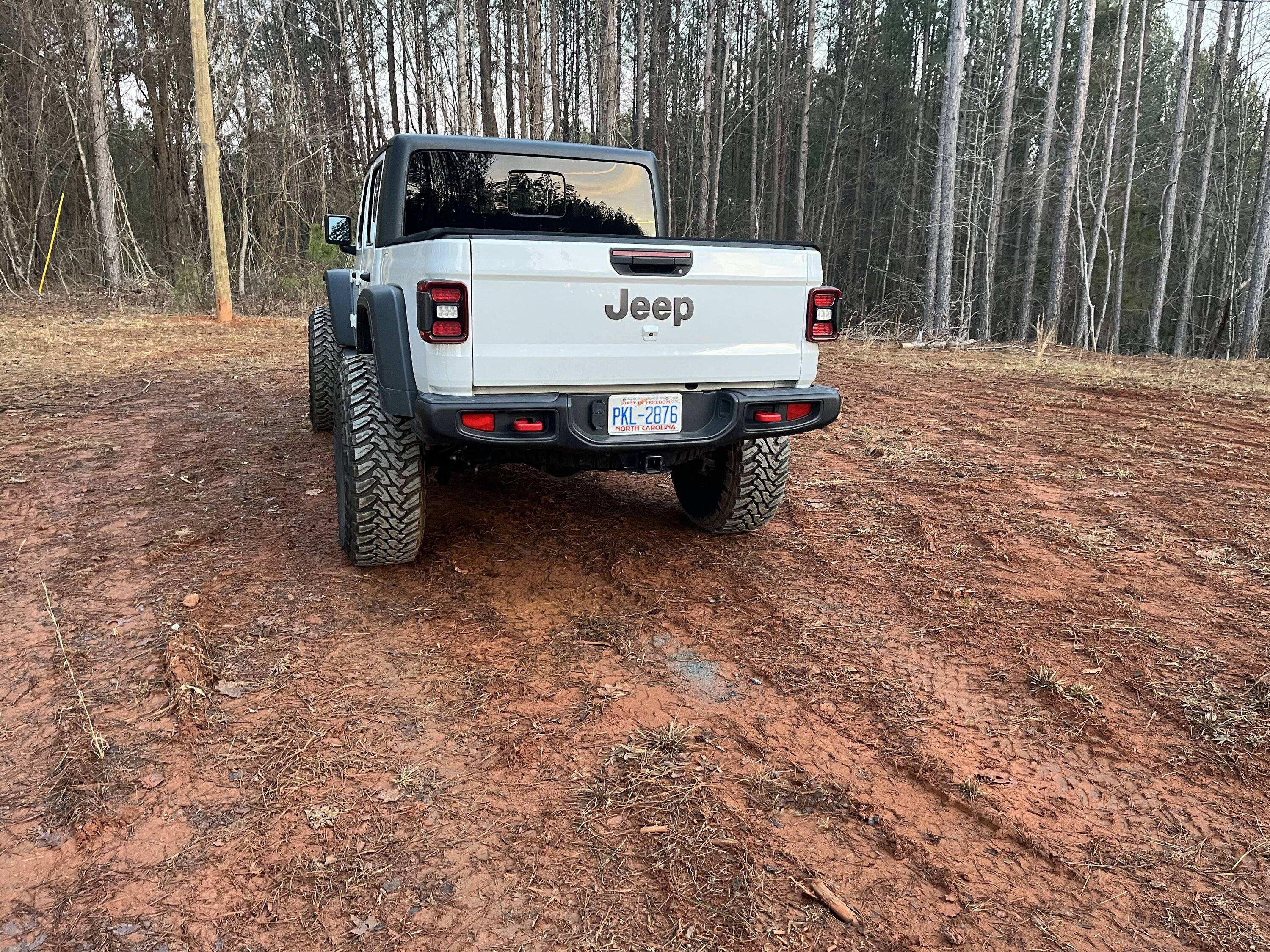 Looking at the Gladiator from behind.... | Page 5 | Jeep Gladiator (JT ...