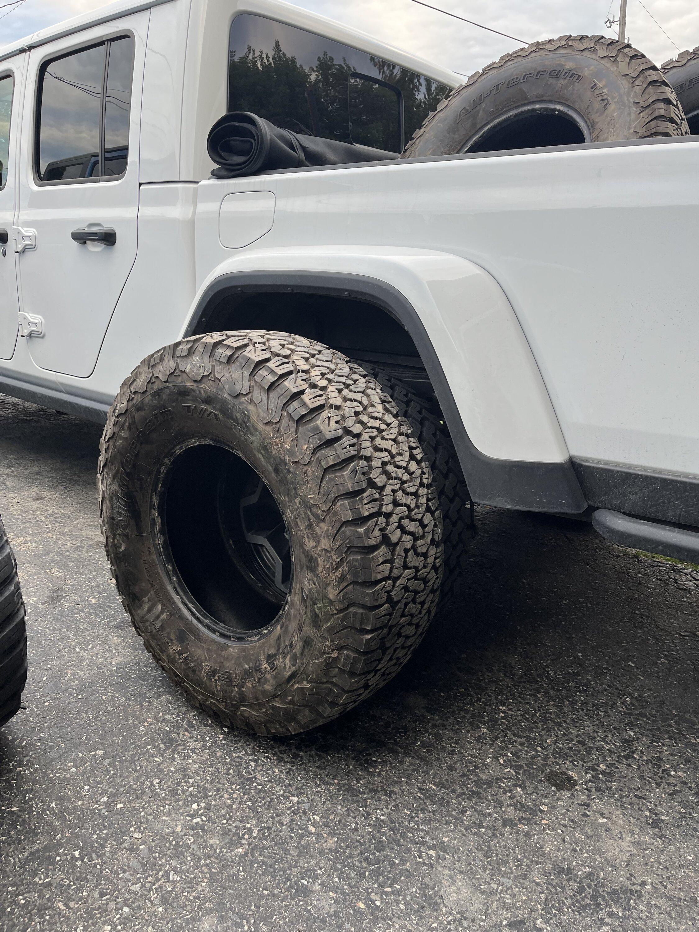 37 bfg all terrains with my rubi 6mt | Jeep Gladiator (JT) News, Forum ...