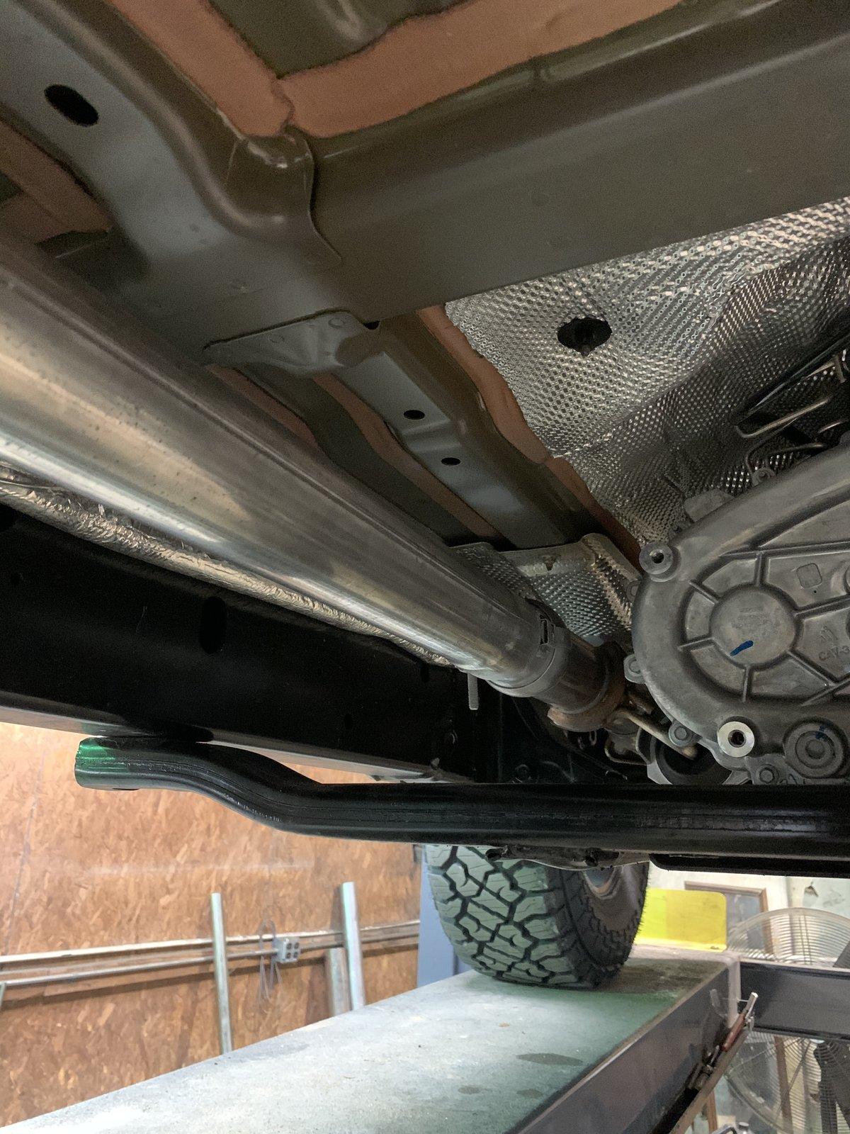 Custom Exhaust Using The Thrush Welded Muffler | Jeep Gladiator (JT ...