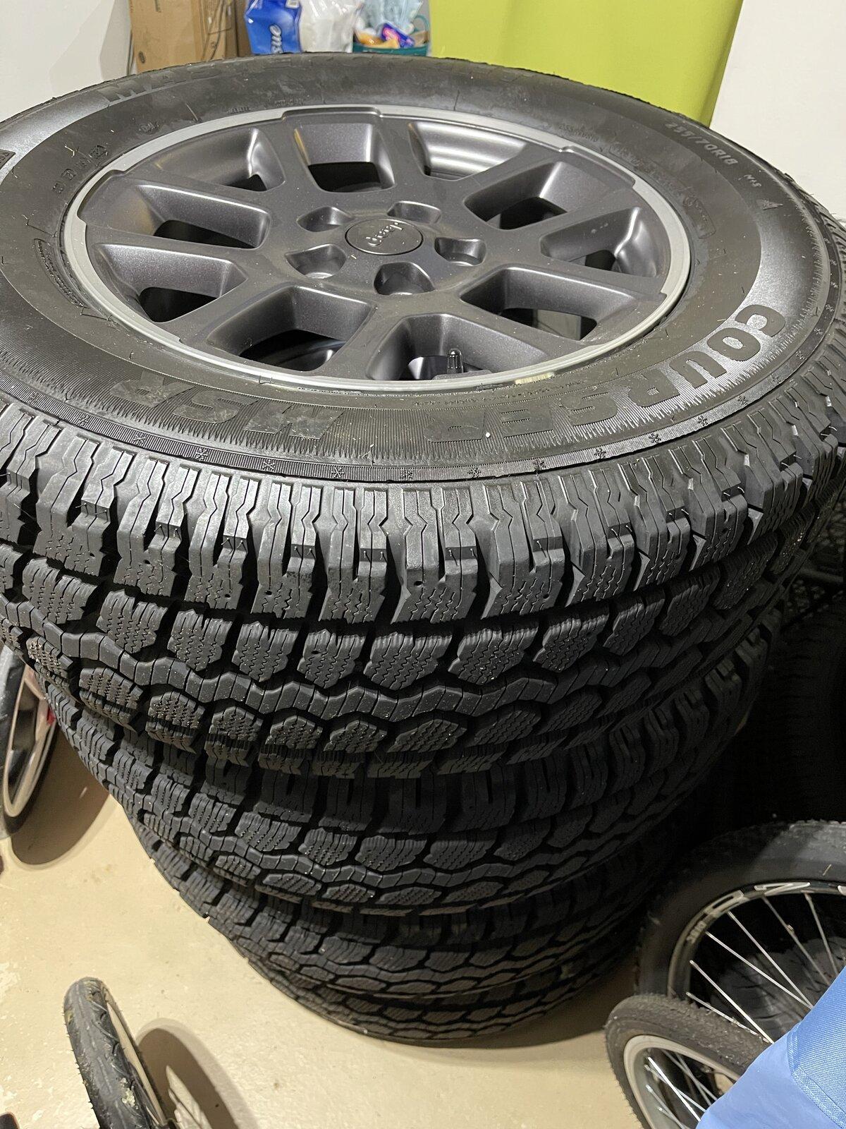Ohio - Set of 4 Mastercraft Courser MSR winter tires on Overland wheels ...