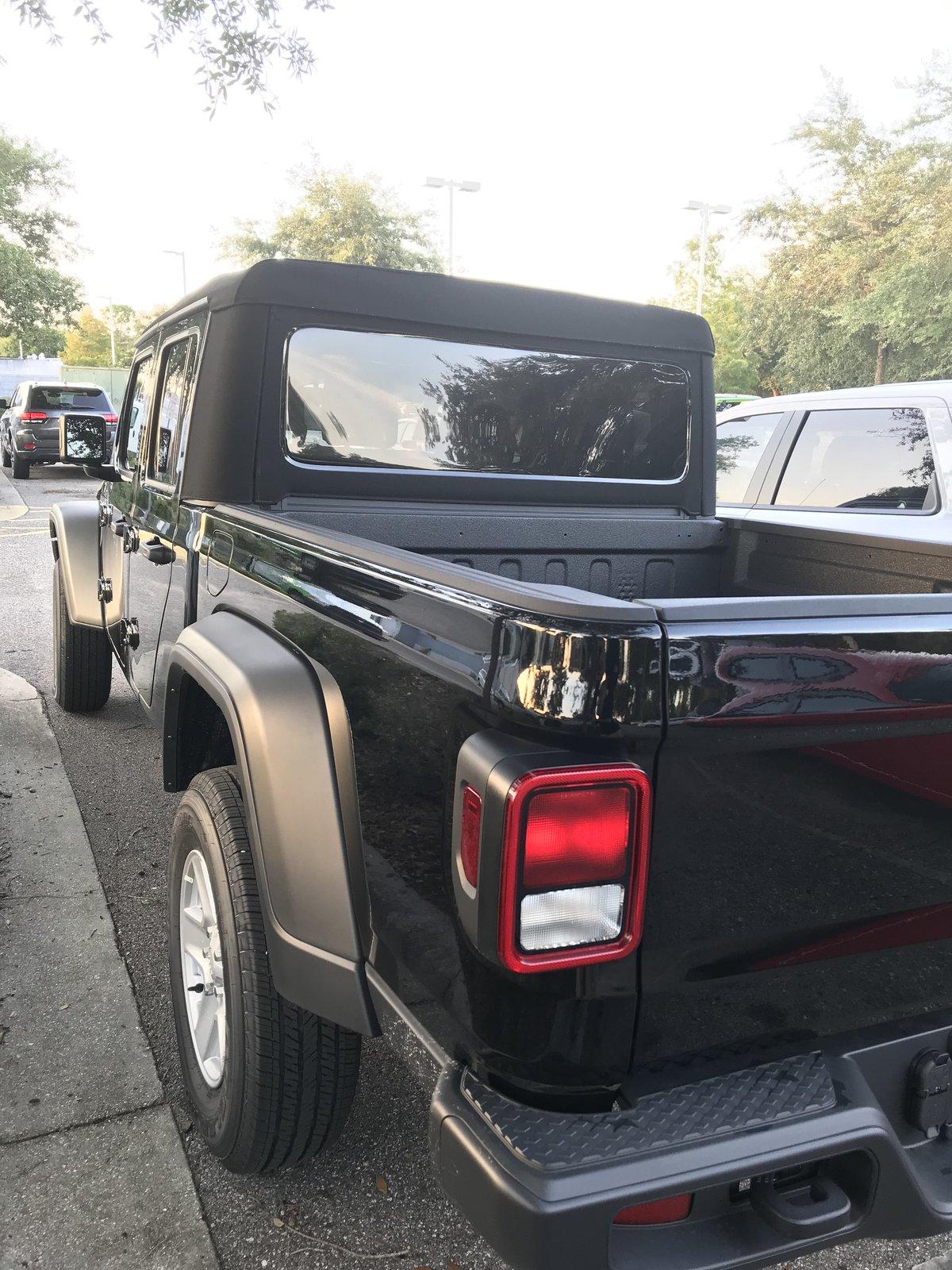 Request: Gladiators with soft tops | Page 3 | Jeep Gladiator (JT) News ...