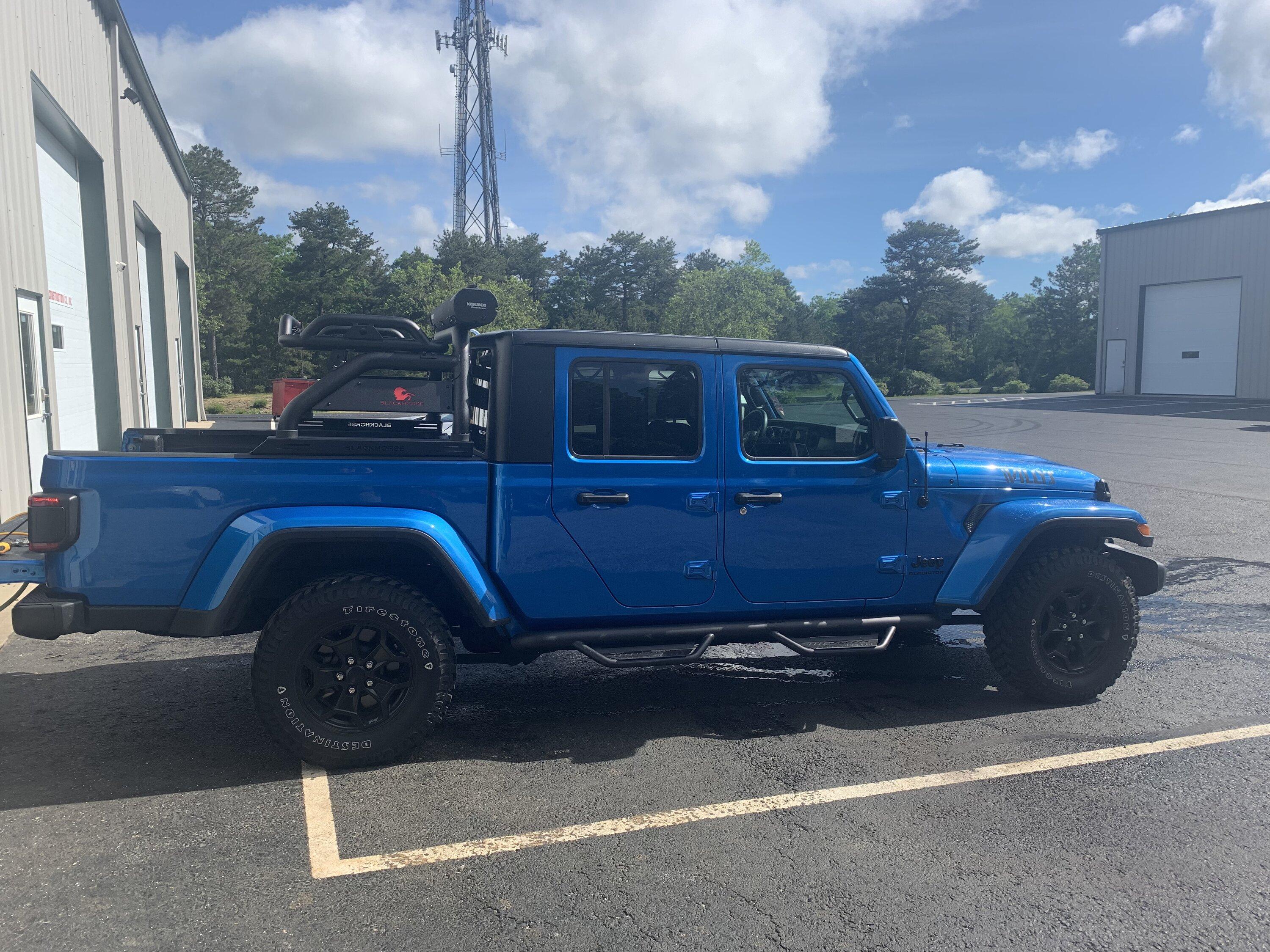 HYDRO BLUE PEARL Gladiator JT Club | Page 126 | Jeep Gladiator (JT ...