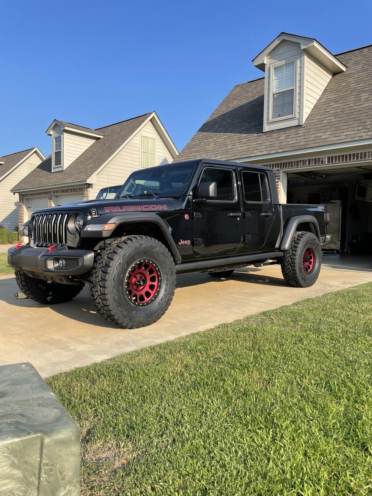 Jeep Gladiator On 37s