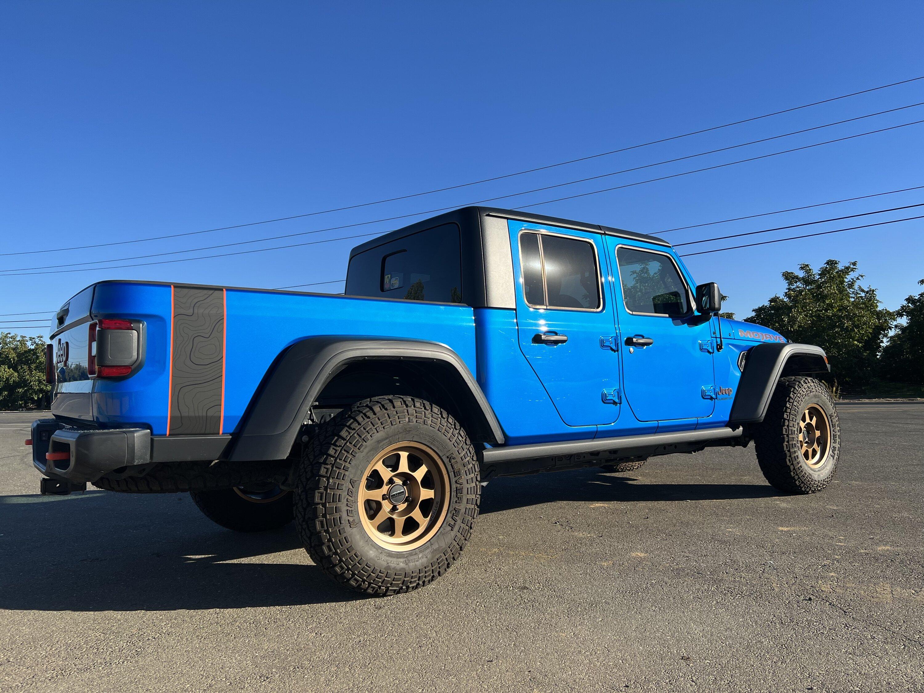 HYDRO BLUE PEARL Gladiator JT Club | Page 127 | Jeep Gladiator (JT ...
