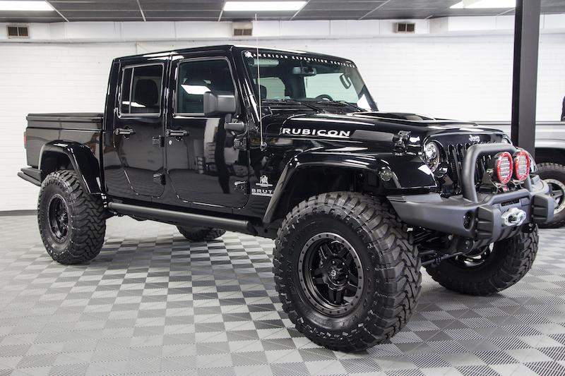 First 2020 Jeep Gladiator Pickup (JT Wrangler) Video! Testing With Crew ...