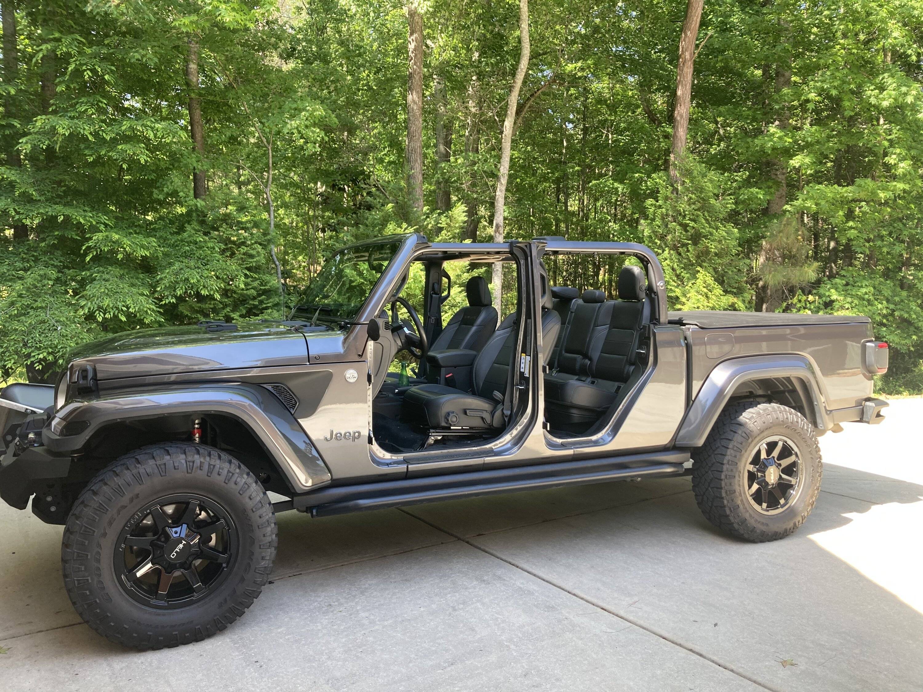 Calling owners of the following sliders: RockHard 4x4, RockyRoad, Ace ...
