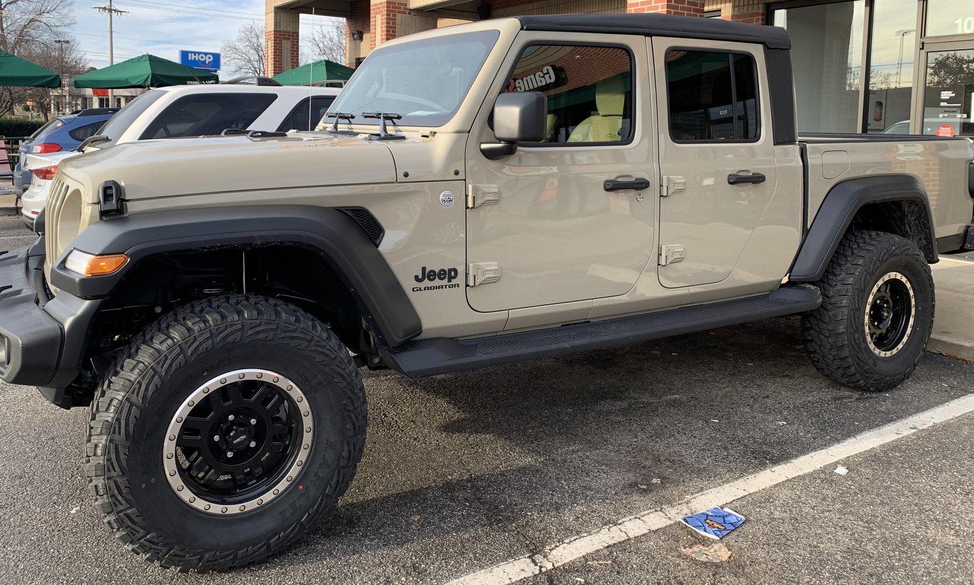 3.5" Lift On 35's | Jeep Gladiator (JT) News, Forum, Community ...