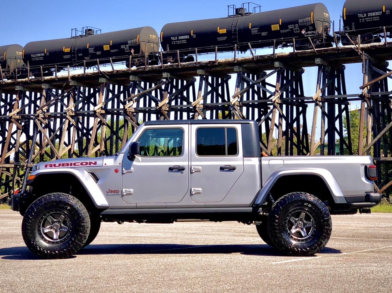 Jeep Gladiator Lifted On 40s