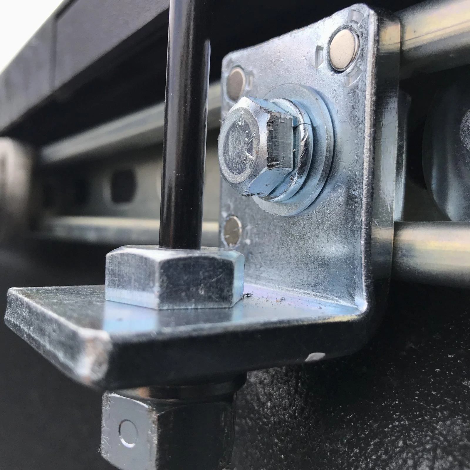 Dunes Safety Flag/Whip mount points? | Jeep Gladiator (JT) News, Forum ...