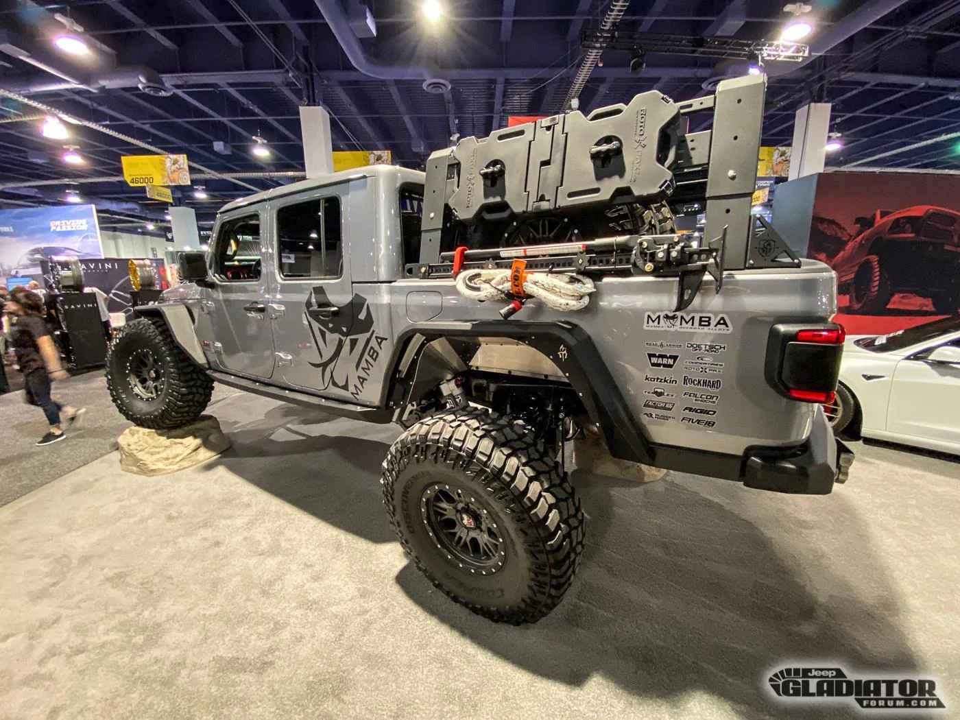 Doetsch Off-Road / Mamba Offroad Gladiator Build [SEMA 2019] | Jeep ...