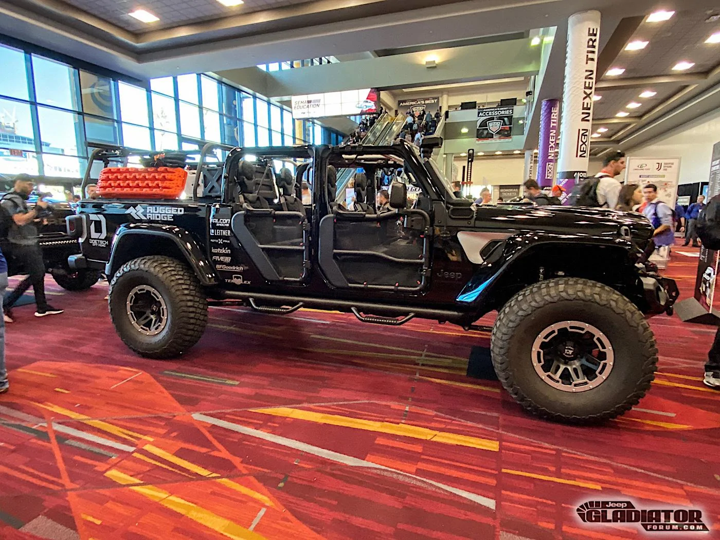 Doetsch Off-Road / Rugged Ridge Gladiator Build [SEMA 2019] | Jeep ...