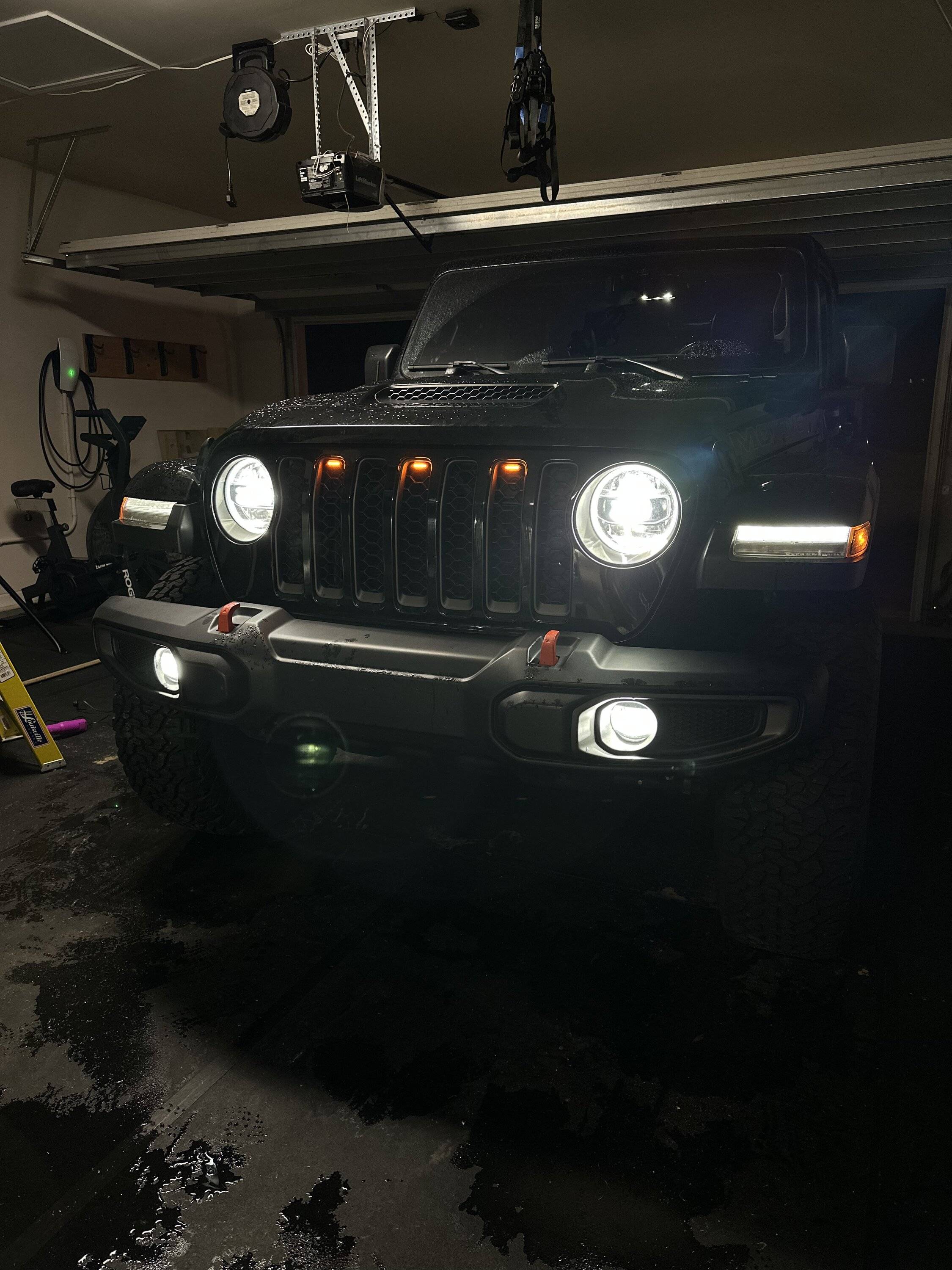 Pre-Runner Grill Light Kit | Jeep Gladiator (JT) News, Forum, Community ...