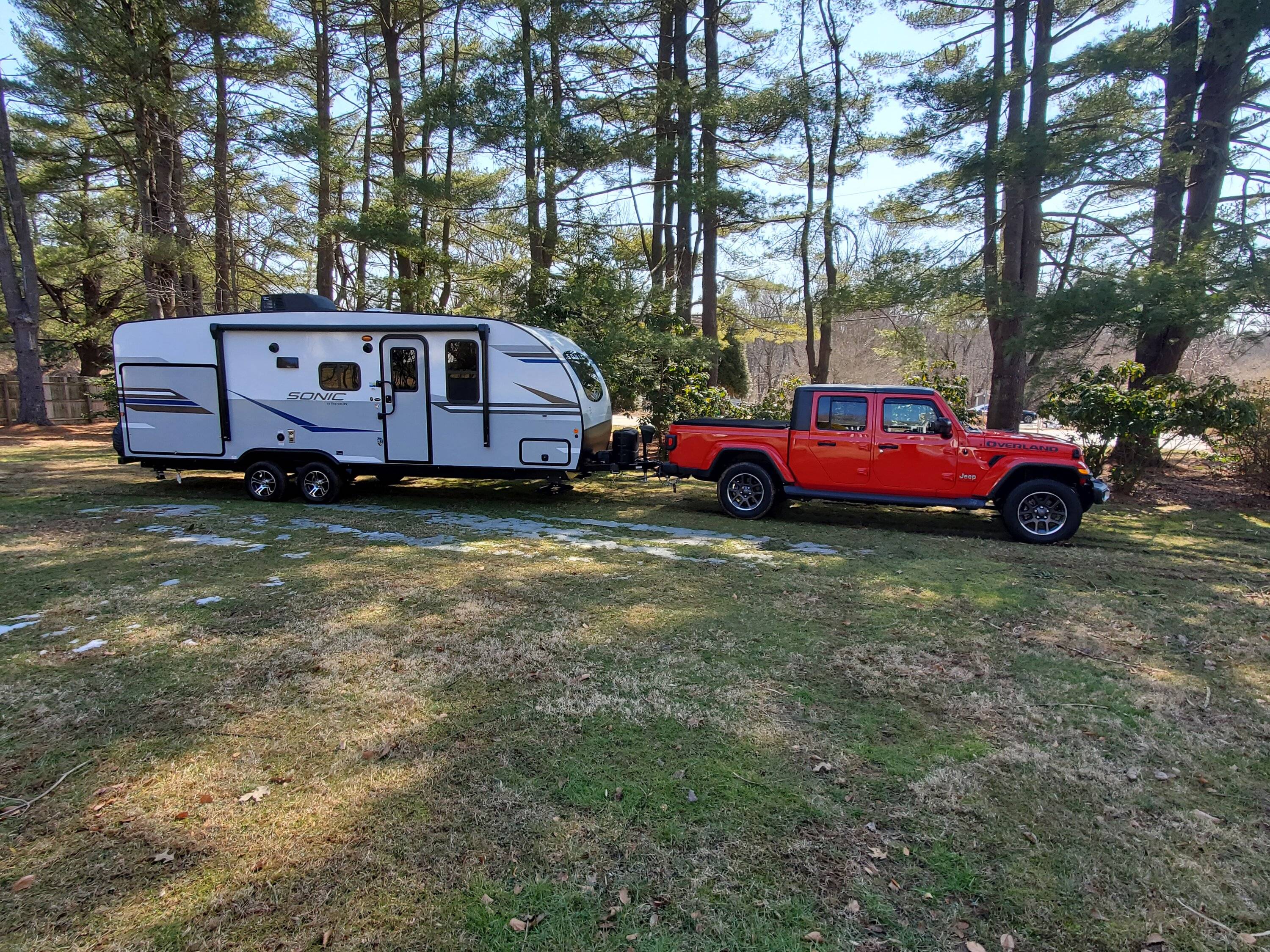 Anyone Towing a Travel trailer with their Jeep Gladiator High Altitude ...
