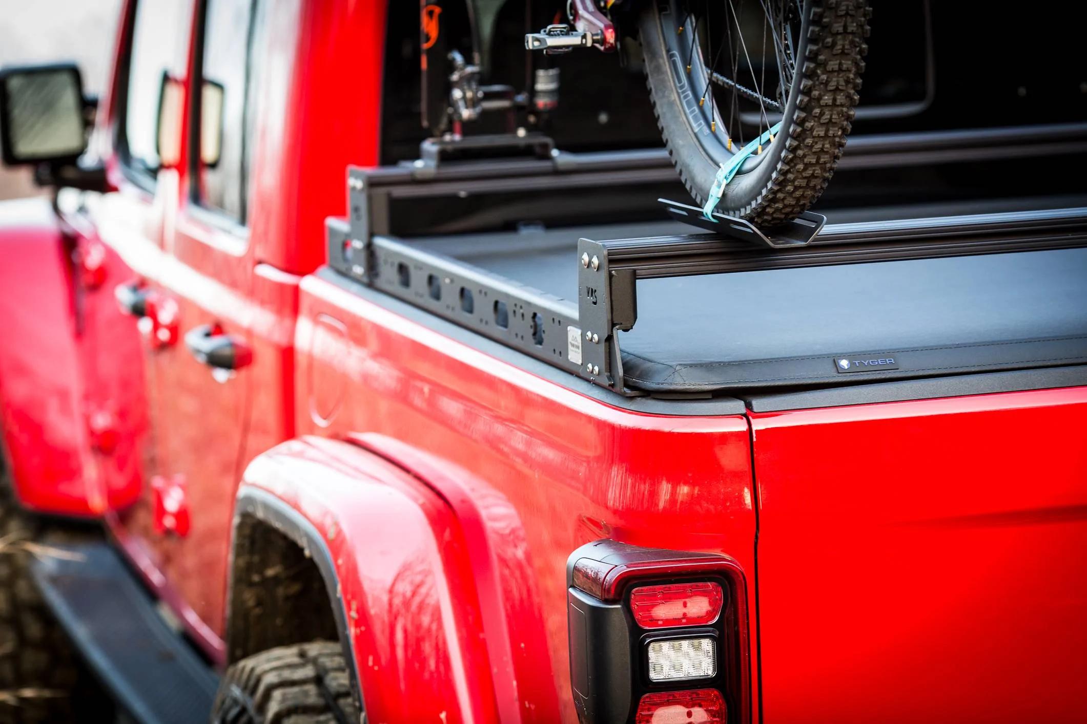 Brand New VRS Bed Rack System by KB Voodoo! (photo heavy) | Jeep ...