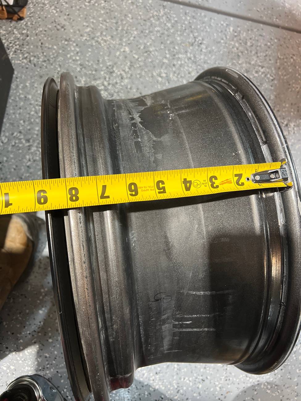 295/70/17 BFG KO3 installed on stock 7.5” rims on Gladiator Mojave ...