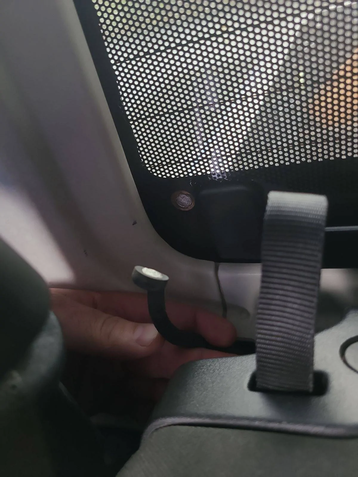 My rear window defrost thingy came off | Jeep Gladiator (JT) News ...