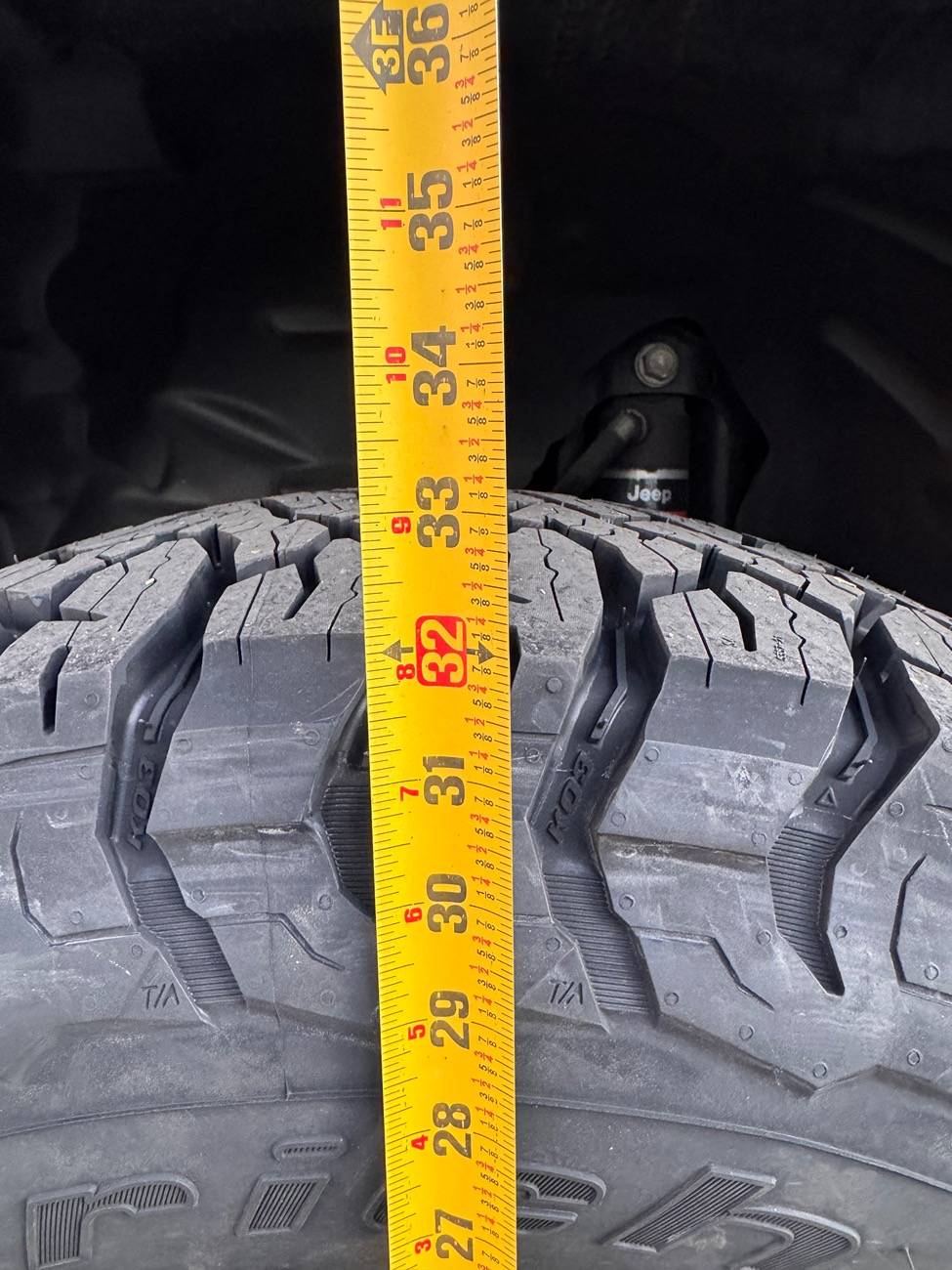 295/70/17 BFG KO3 installed on stock 7.5” rims on Gladiator Mojave ...