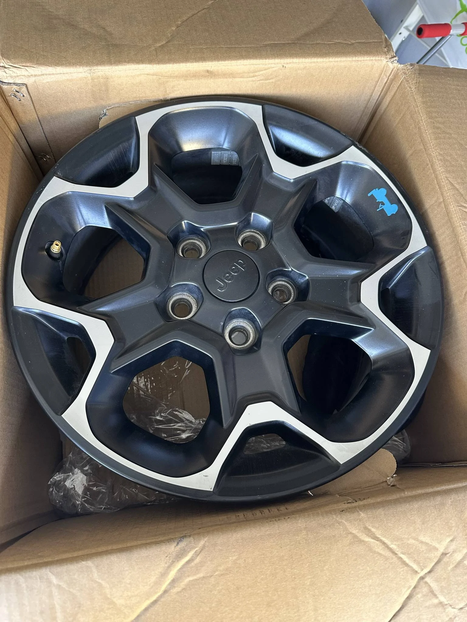 California - Rubicon 4xe wheels for sale 5 of them | Jeep Gladiator (JT ...