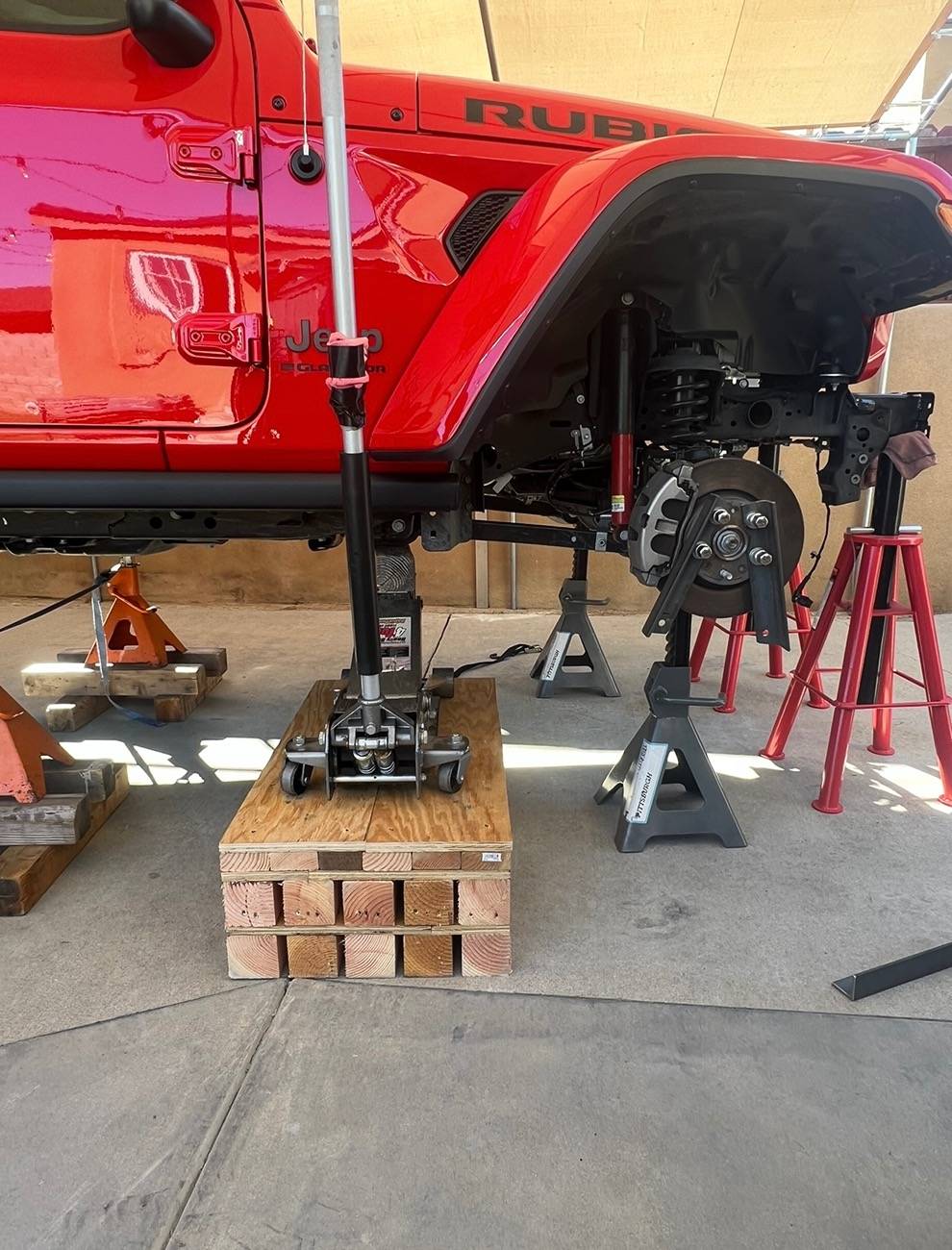 Hydraulic Jack Stands | Jeep Gladiator (JT) News, Forum, Community ...