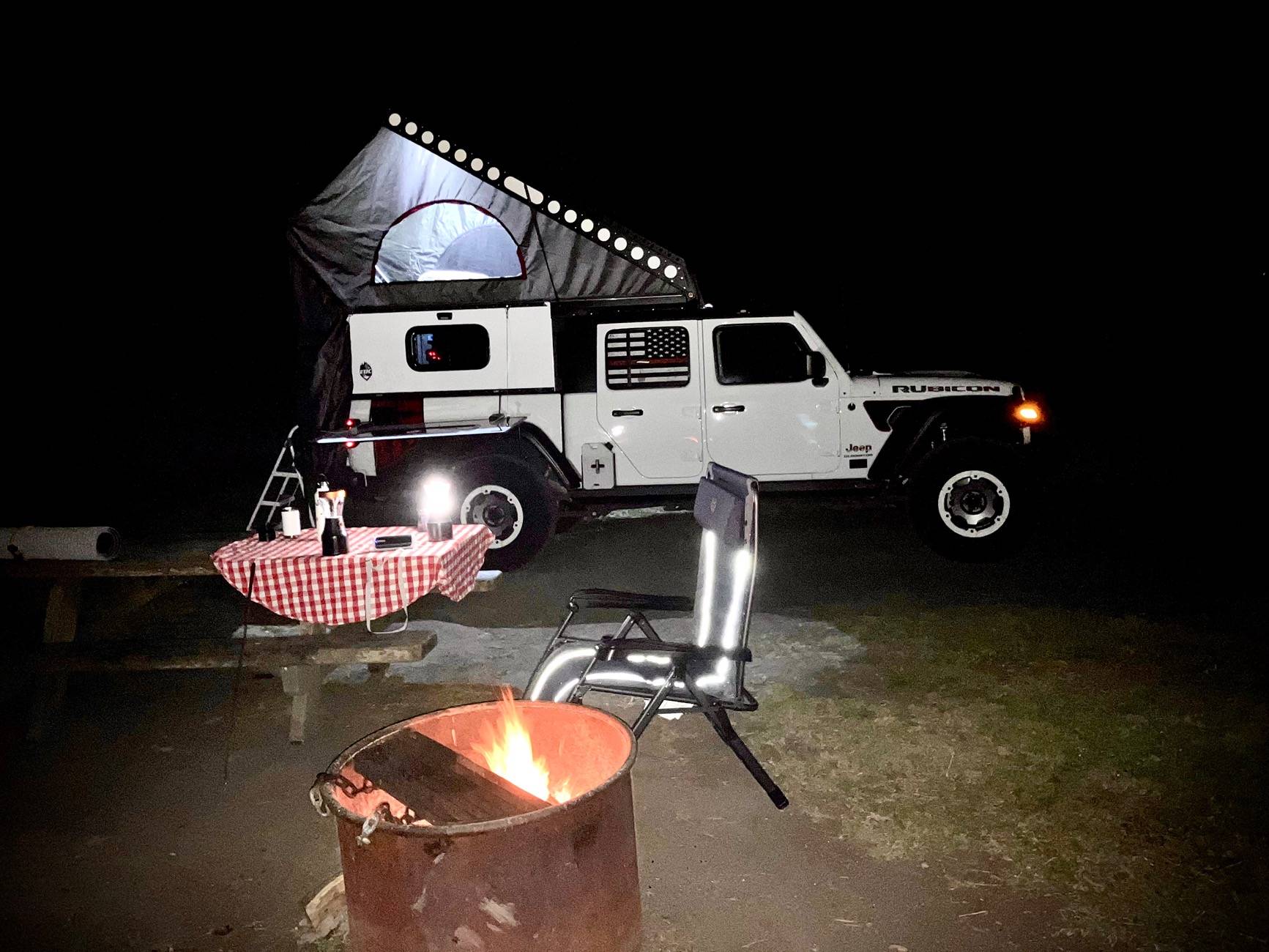 Chase the Stars. Show us your night time shots! | Jeep Gladiator (JT ...