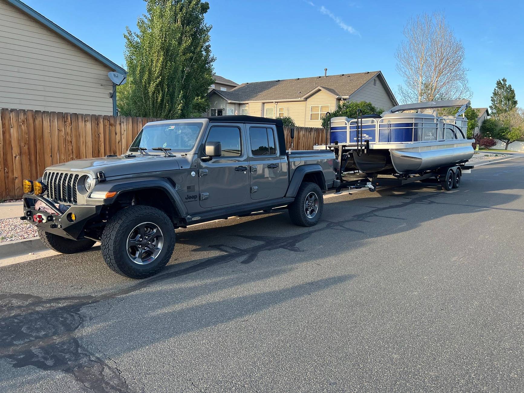Towing pontoon boat cross country | Jeep Gladiator (JT) News, Forum ...