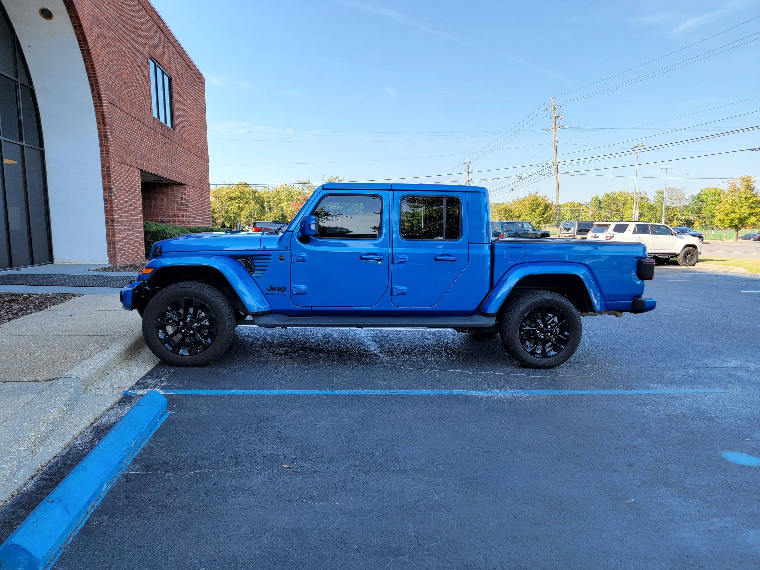 HYDRO BLUE PEARL Gladiator JT Club | Page 131 | Jeep Gladiator (JT ...