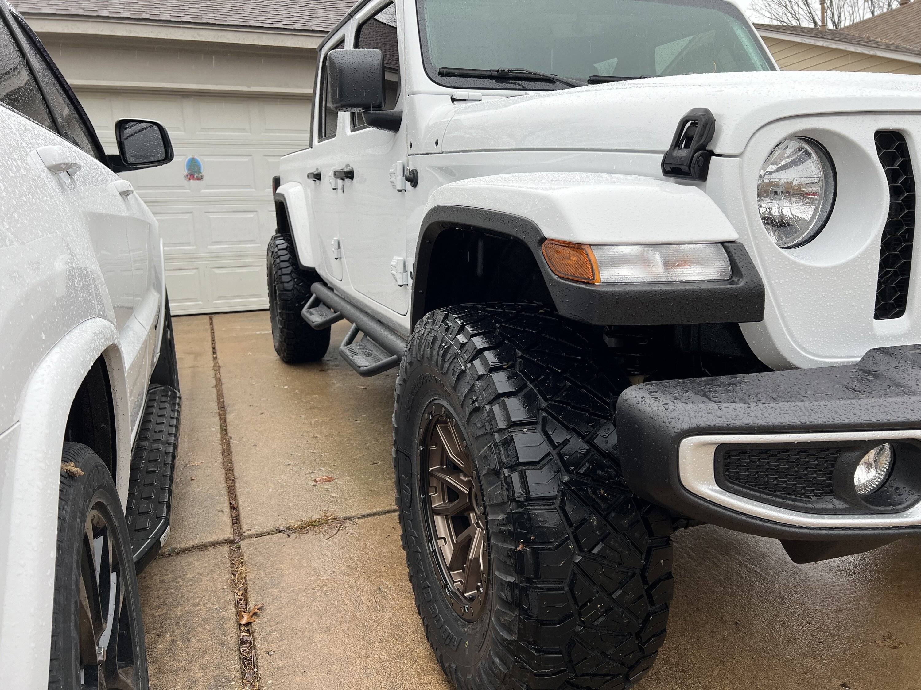 Pavement Princess: my 1st Jeep - JT Sport S | Jeep Gladiator (JT) News ...
