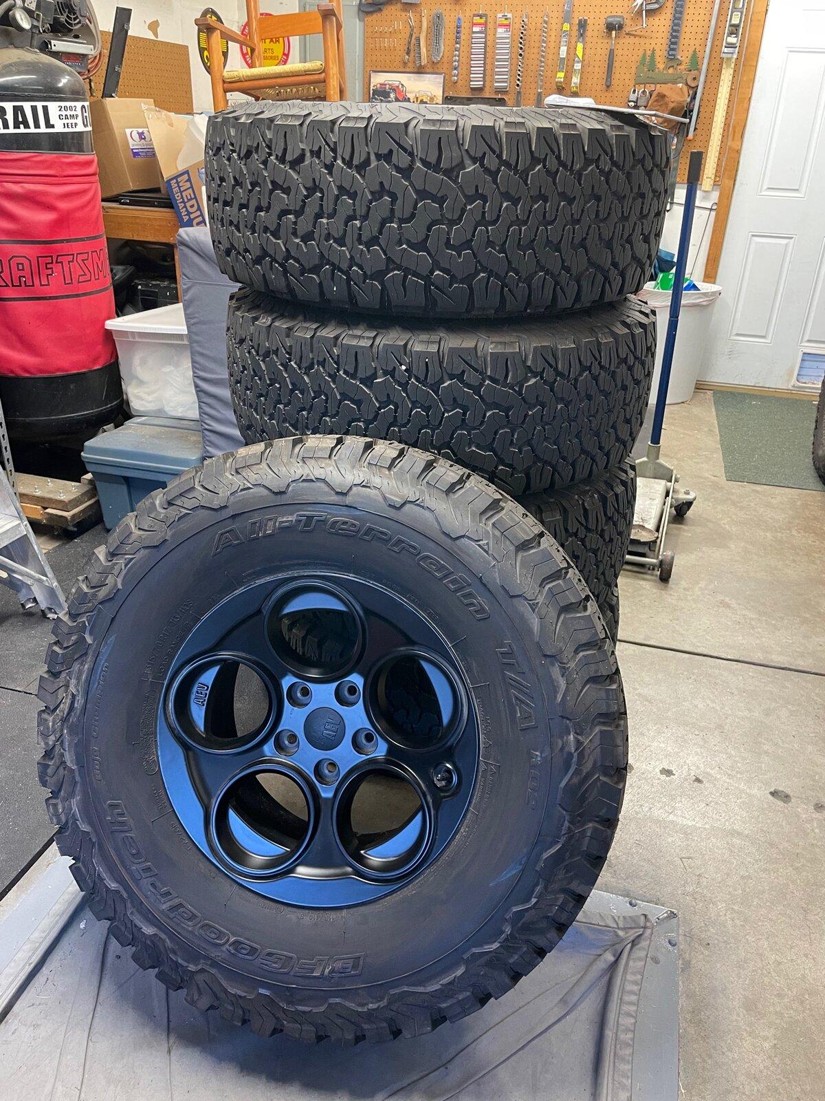 Missouri - AEV Savegre II Wheels & 35" BFG AT KO2 Tires (x5) | Jeep ...