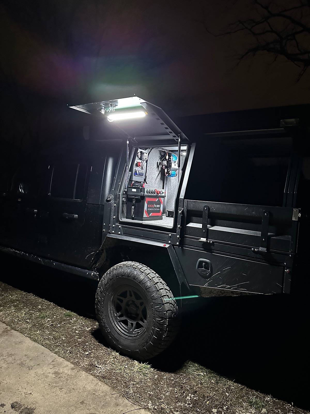 Rubi with Dirtbox Tray/Half Box. Portals | Jeep Gladiator (JT) News ...