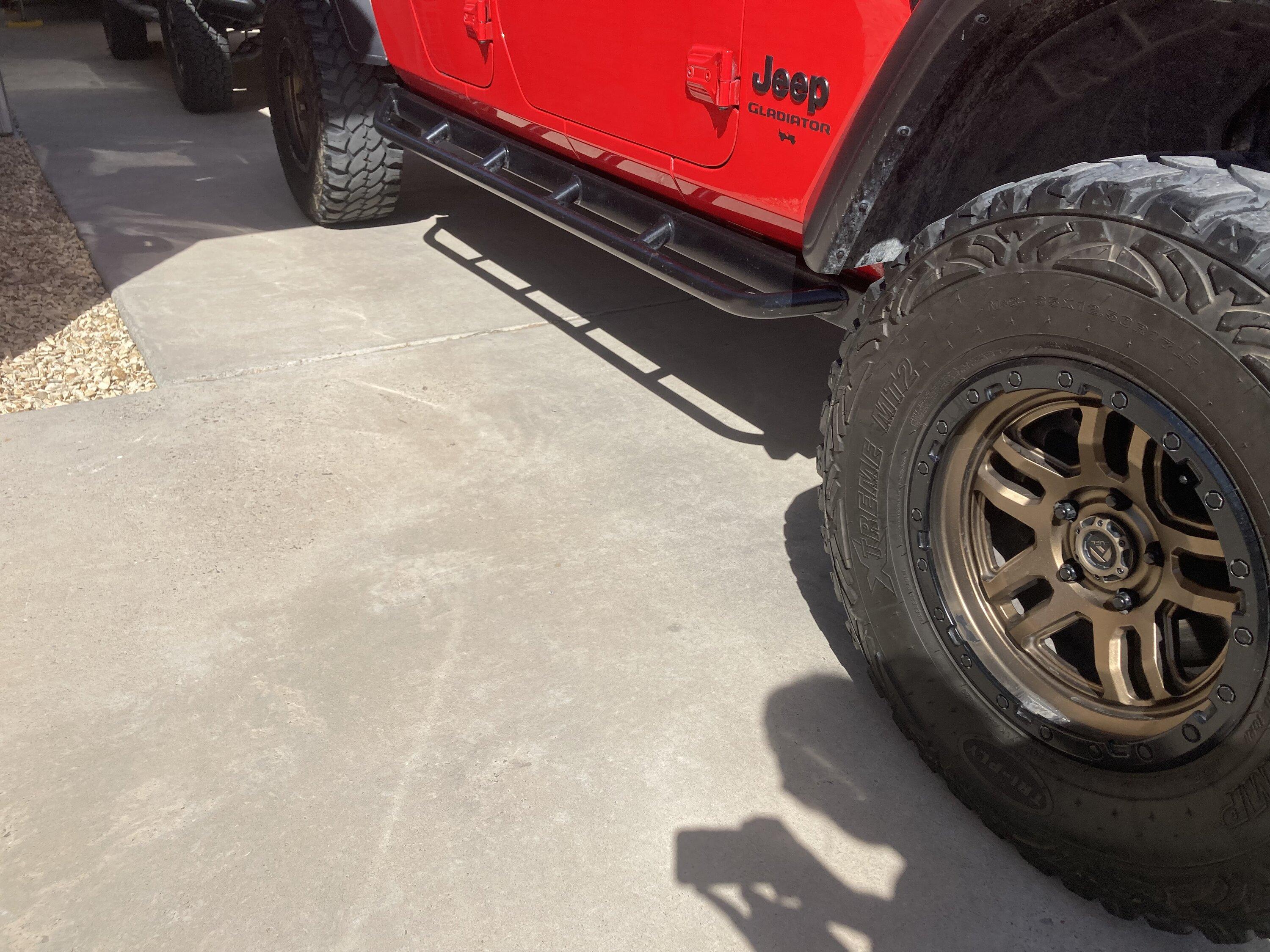 Calling owners of the following sliders: RockHard 4x4, RockyRoad, Ace ...