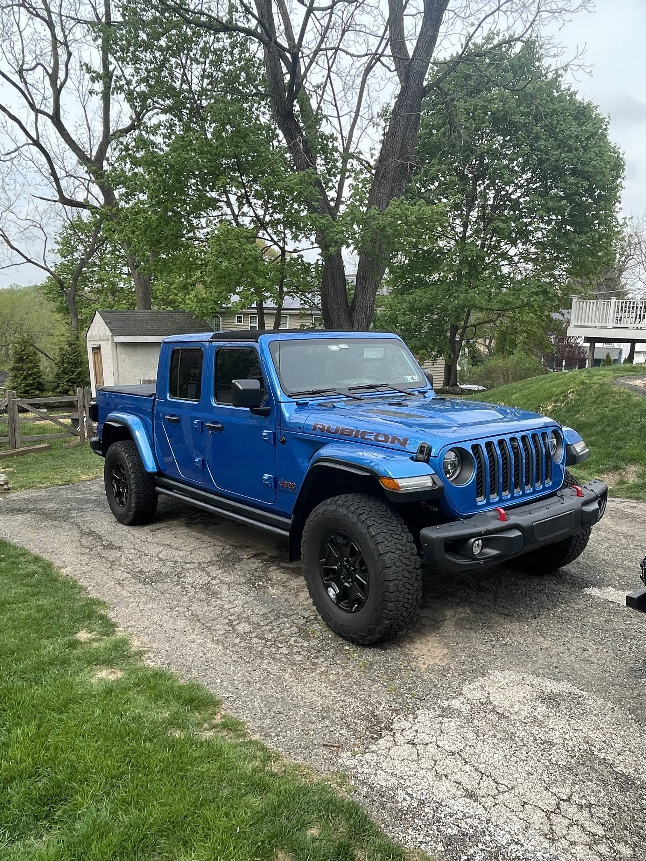 Sorry can’t find thread but any side steps go with Rubi Rails? | Jeep ...