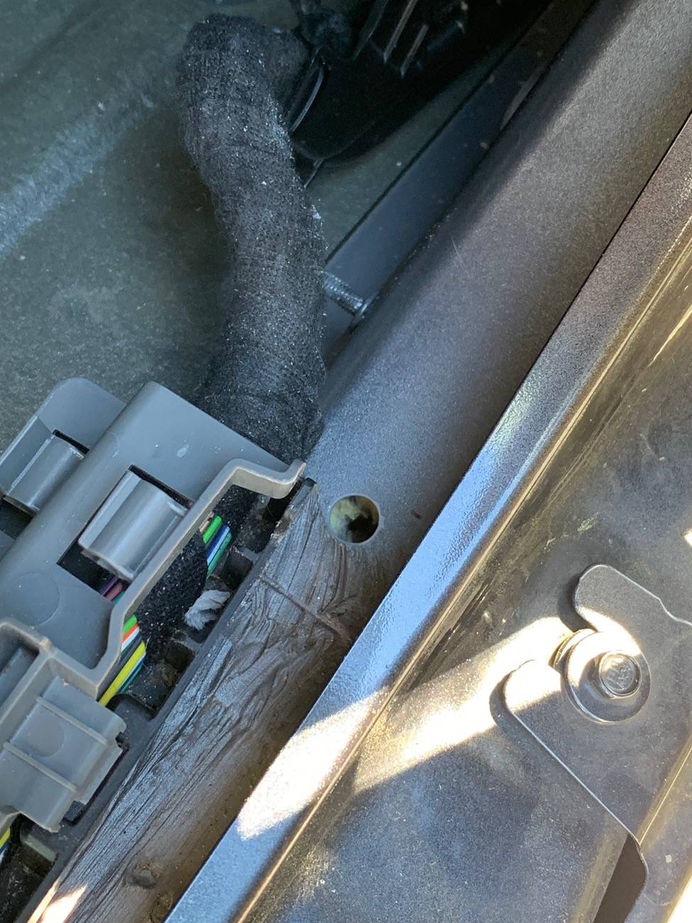 Front door “A” pillar water leak fixed - my gift to humanity: fixed ...