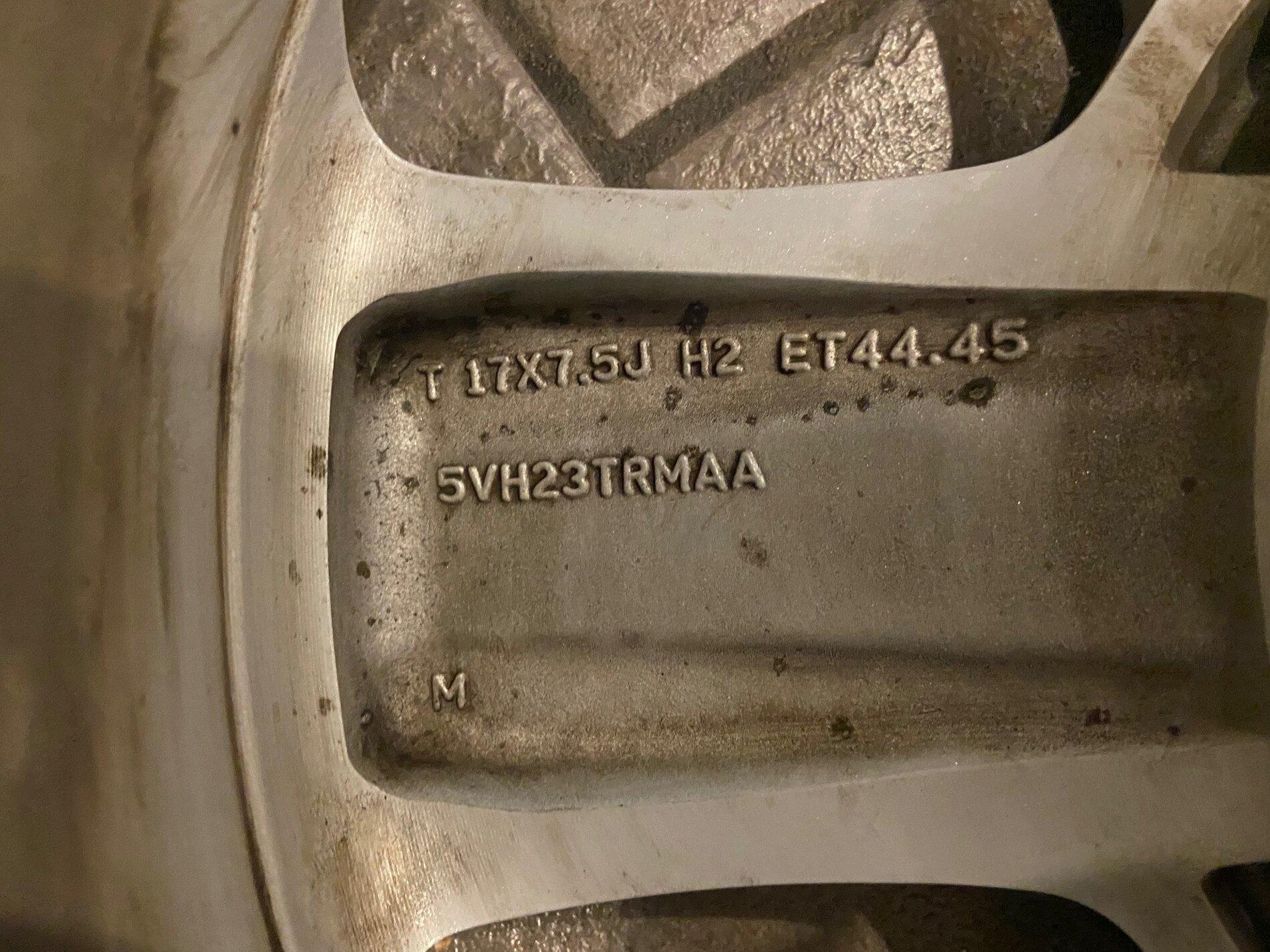 Missouri - Factory Jeep Wrangler / Gladiator Wheels (JL, JK, JT ...
