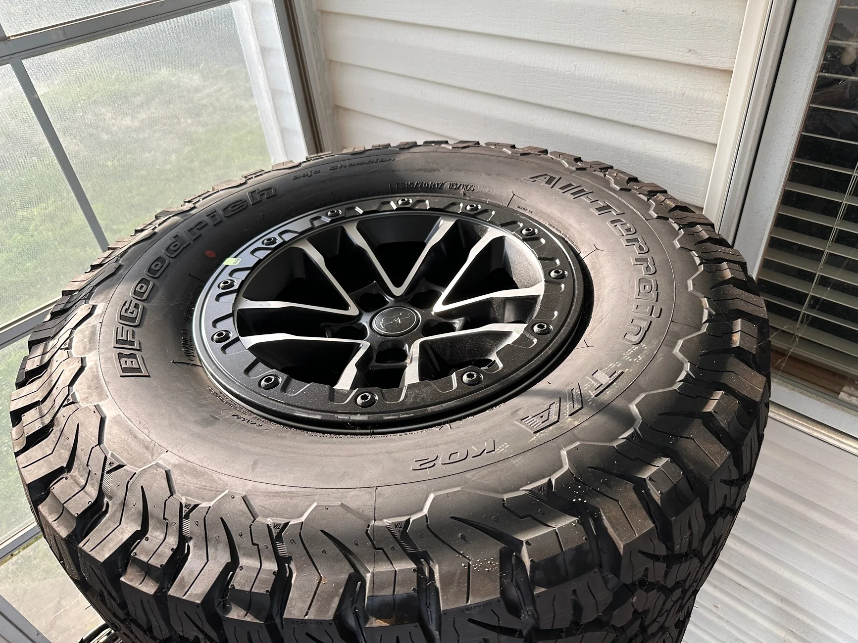 Ohio - Brand new Xtreme Recon wheels with 35 in BFG KO2 tires. | Jeep ...