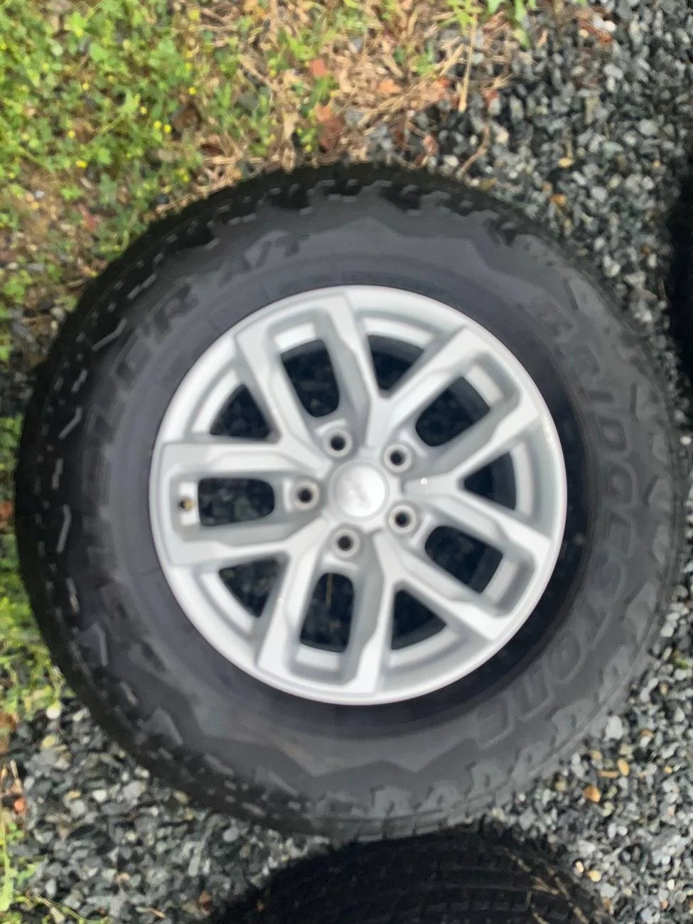 Delaware - 5 Duelers, 2023 Sport wheels/tires, 11k miles, zero on spare ...